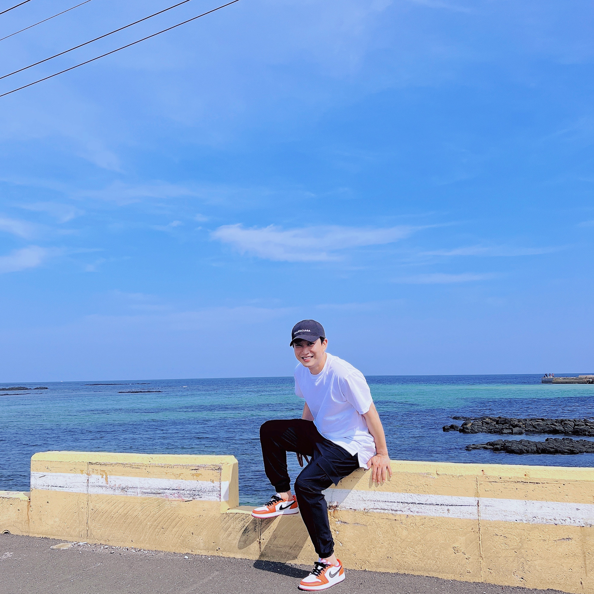 actorjihan (@serious_jin) 님의 게시물 | KREAM