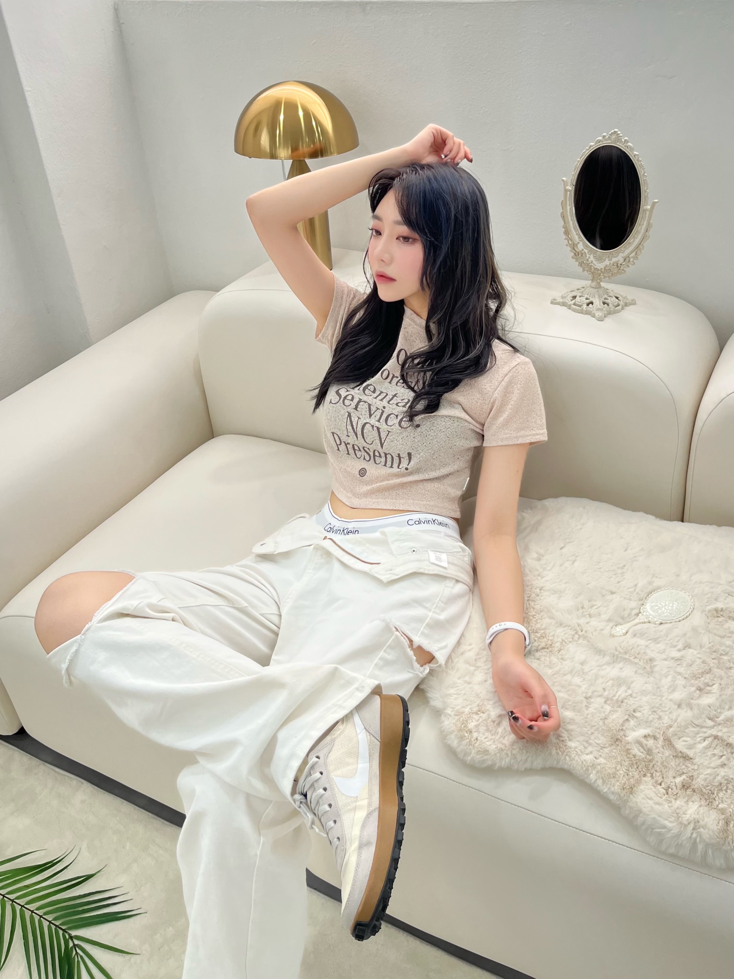 민주 (@miing.9) 님의 게시물 | KREAM