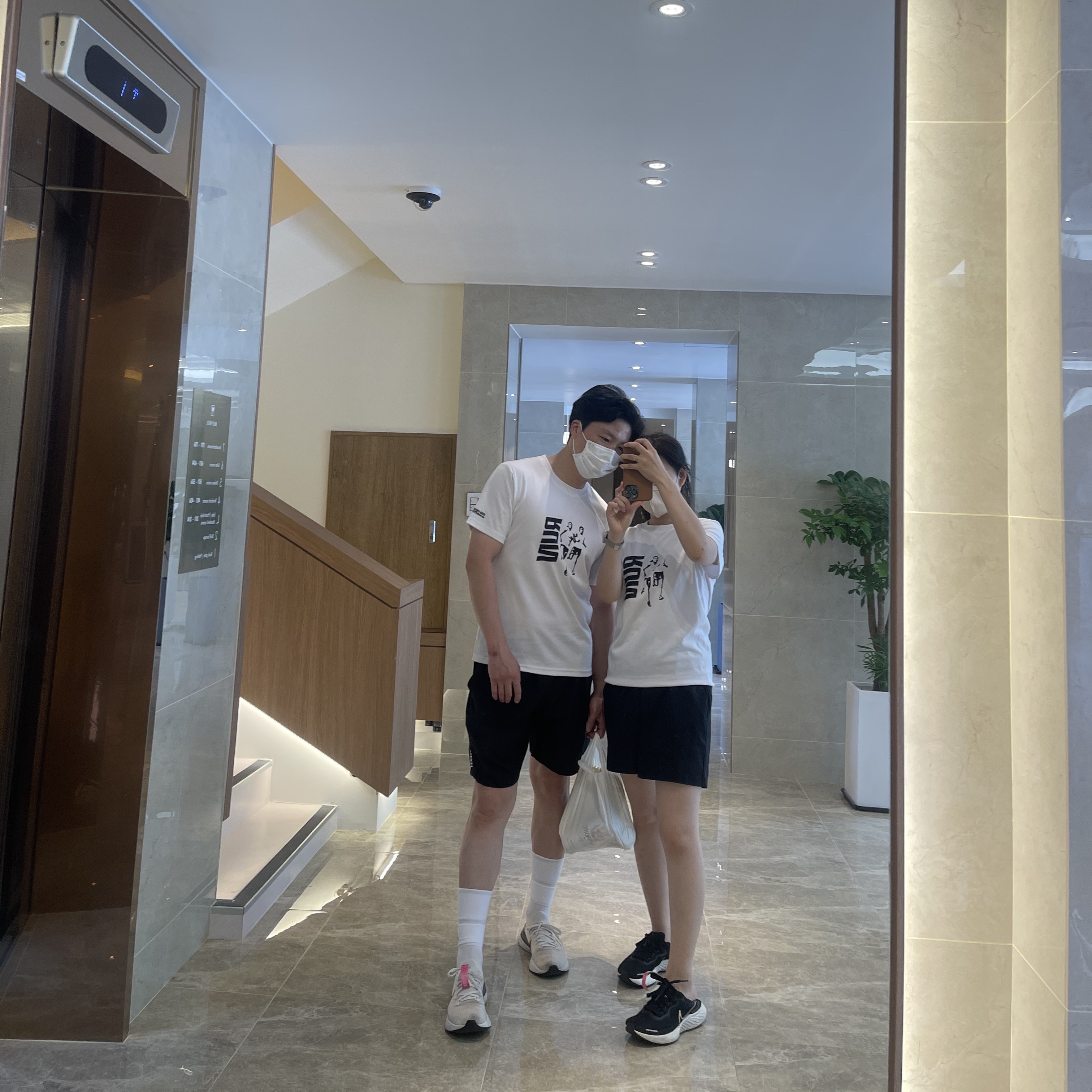 seong jun (@h____seongjun) 님의 게시물 | KREAM