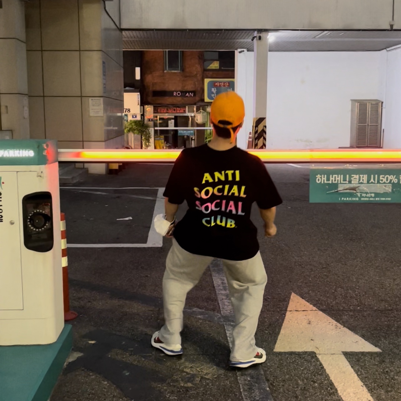 seong jun (@h____seongjun) 님의 게시물 | KREAM