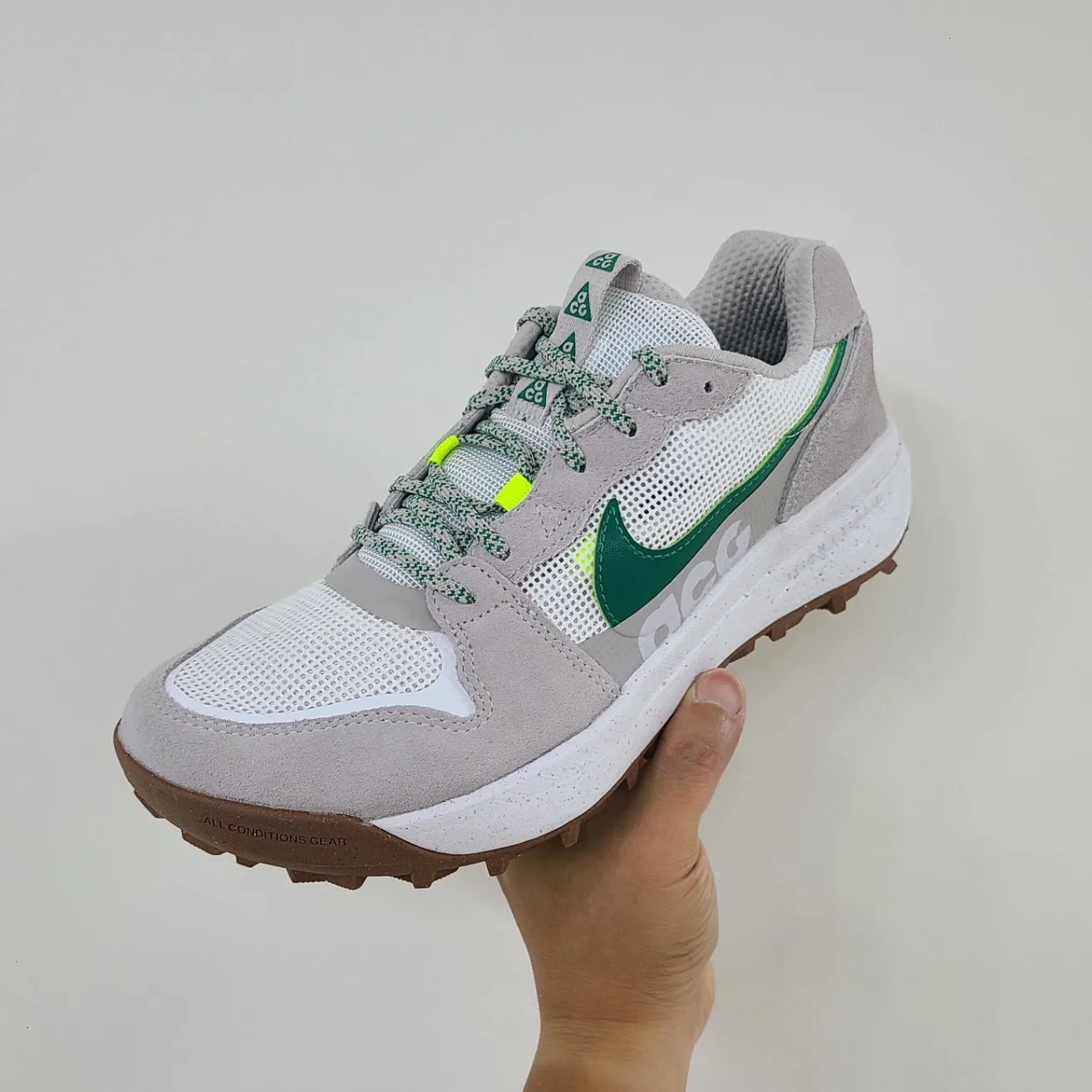 (@nu_gundam) 님의 게시물 | KREAM