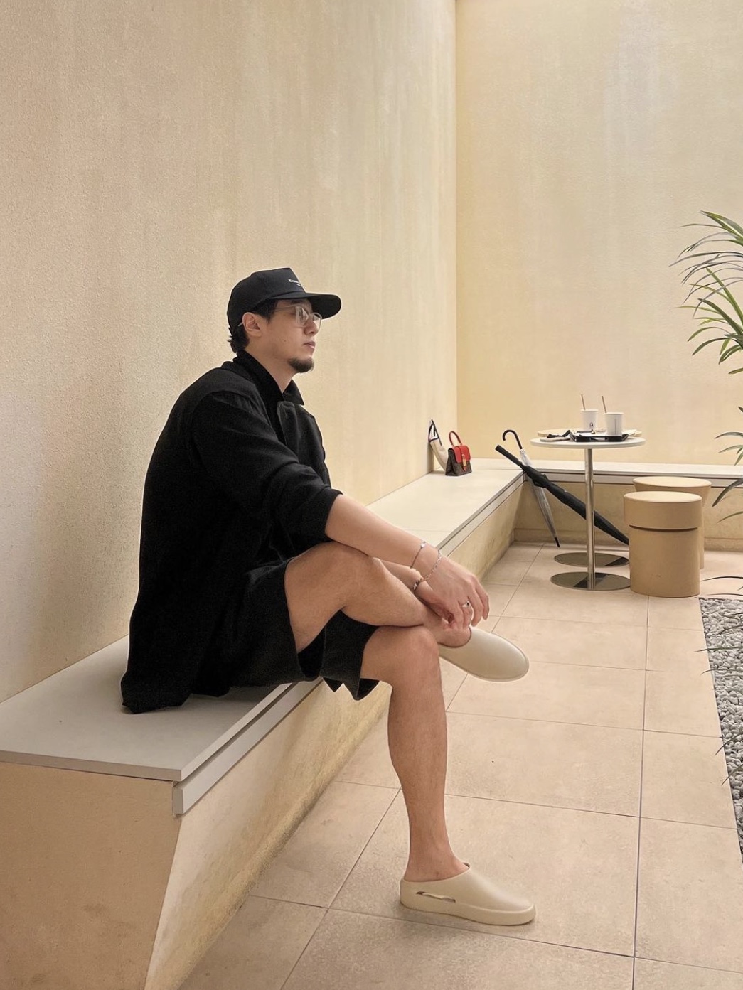 Jay (@jaytranada) 님의 게시물 | KREAM