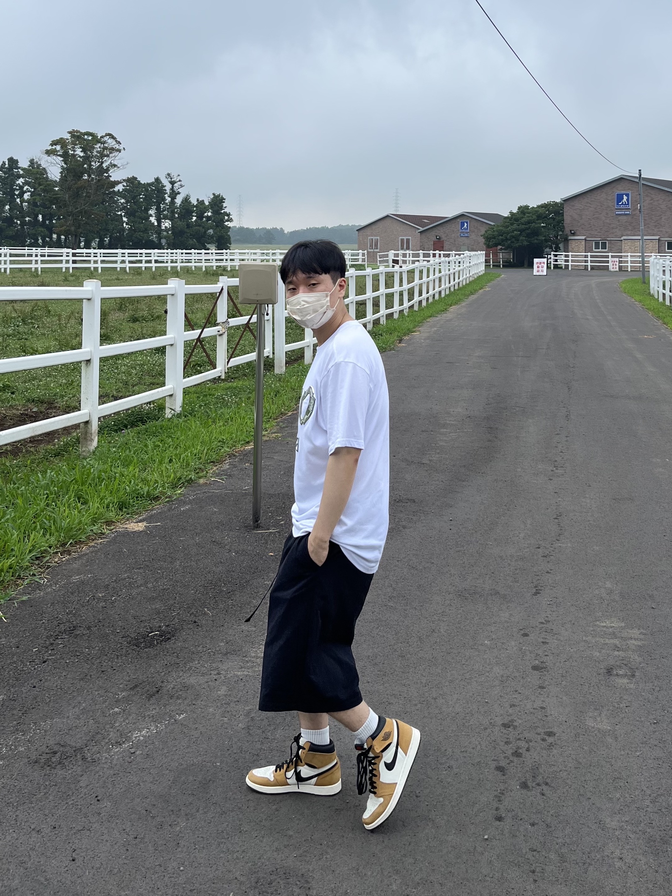 최재준 (@jamjunny) 님의 게시물 | KREAM