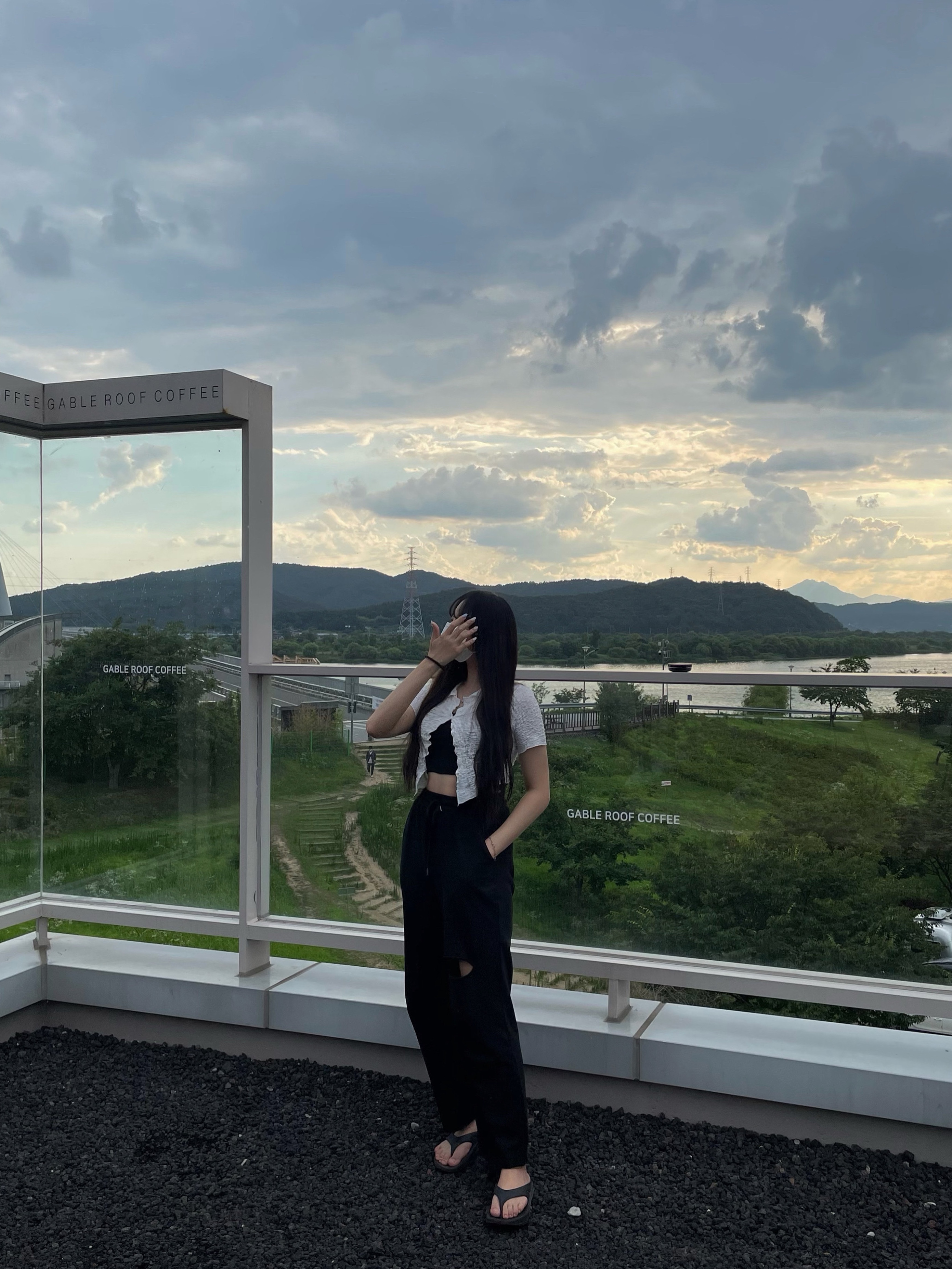 (@ya.o.ng) 님의 게시물 | KREAM