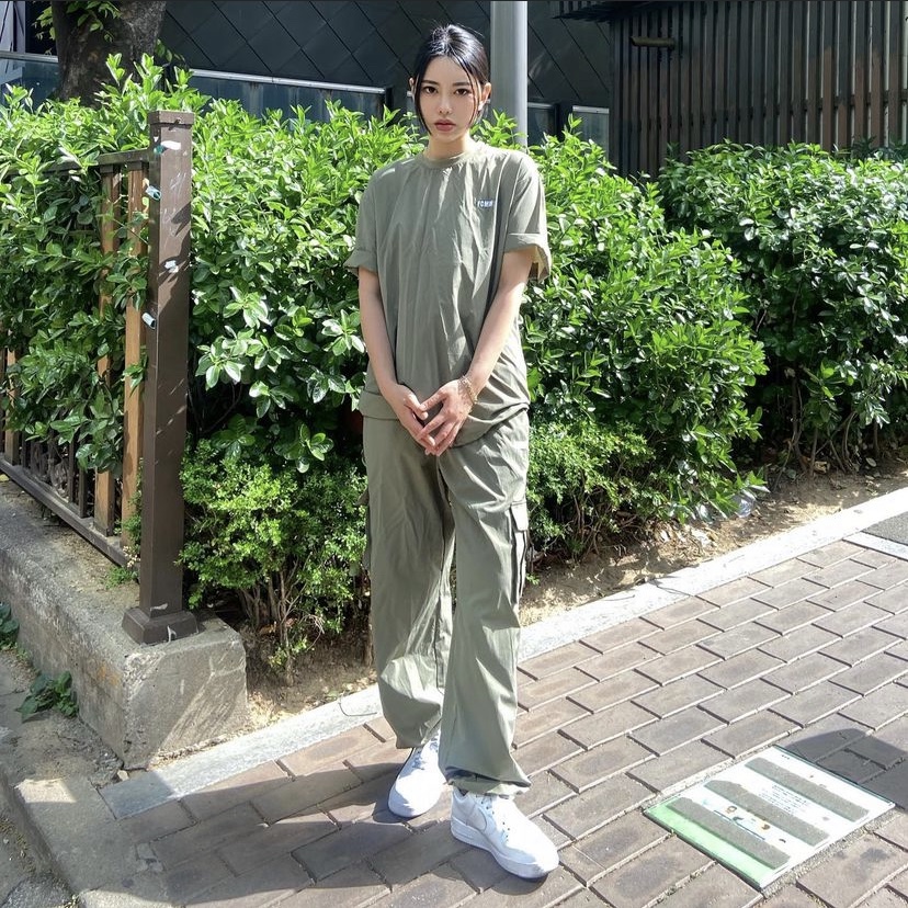 chomin (@chalaals) 님의 게시물 | KREAM