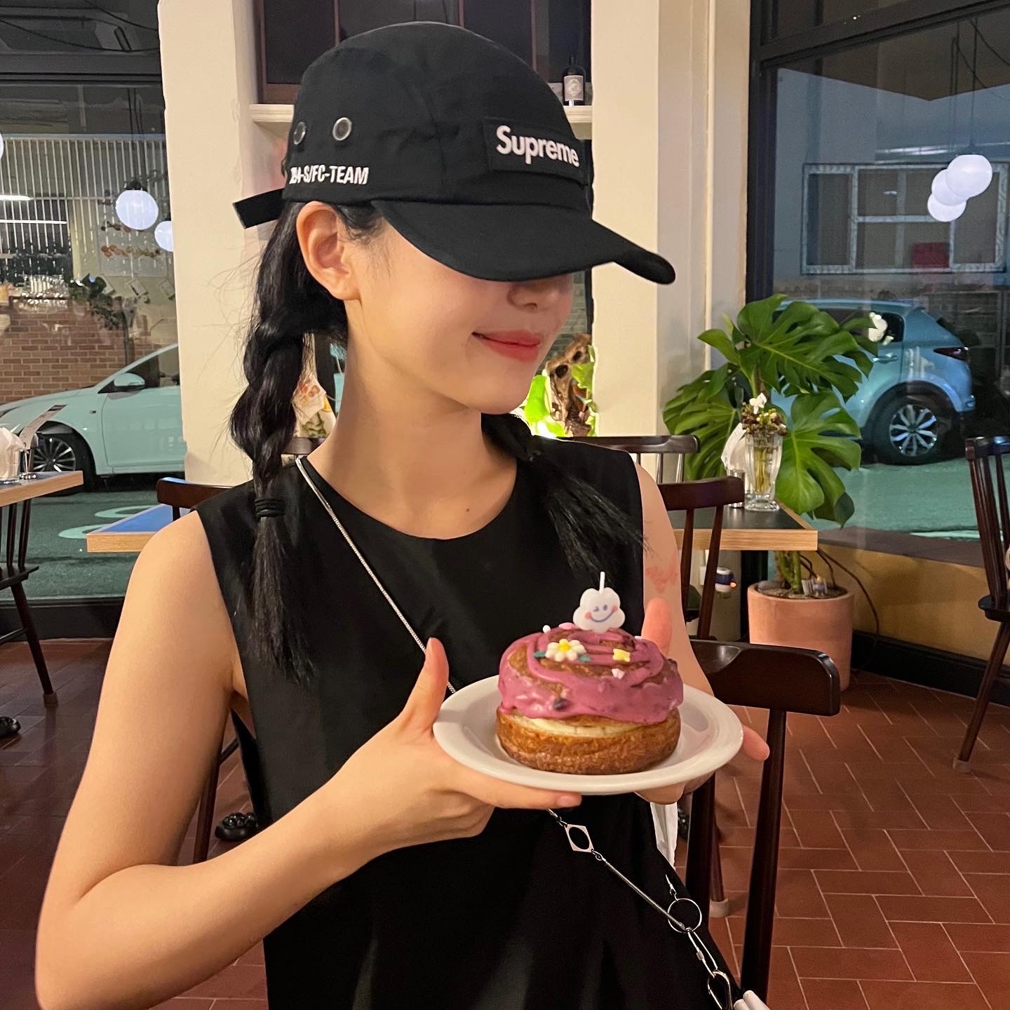 가을 (@aut.eee) 님의 게시물 | KREAM