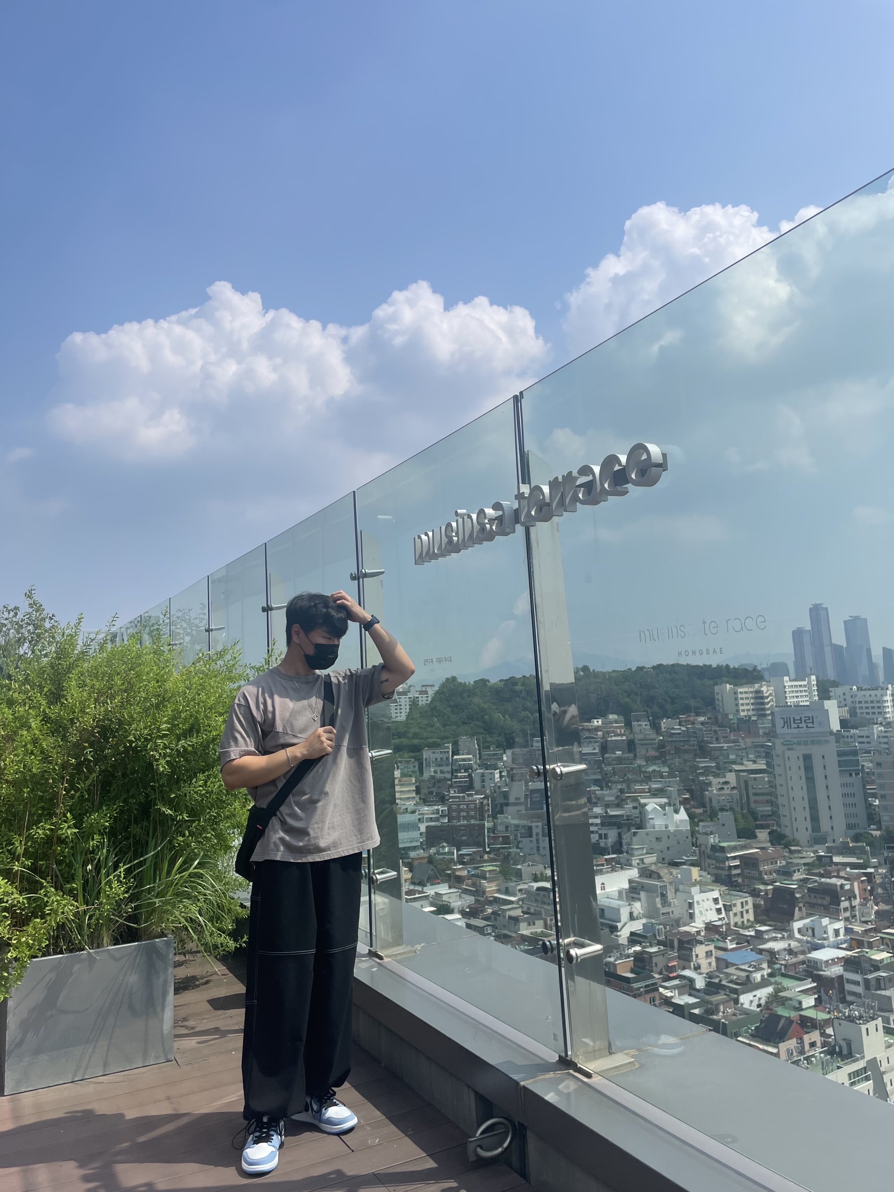 정프로 (@pro_j) 님의 게시물 | KREAM