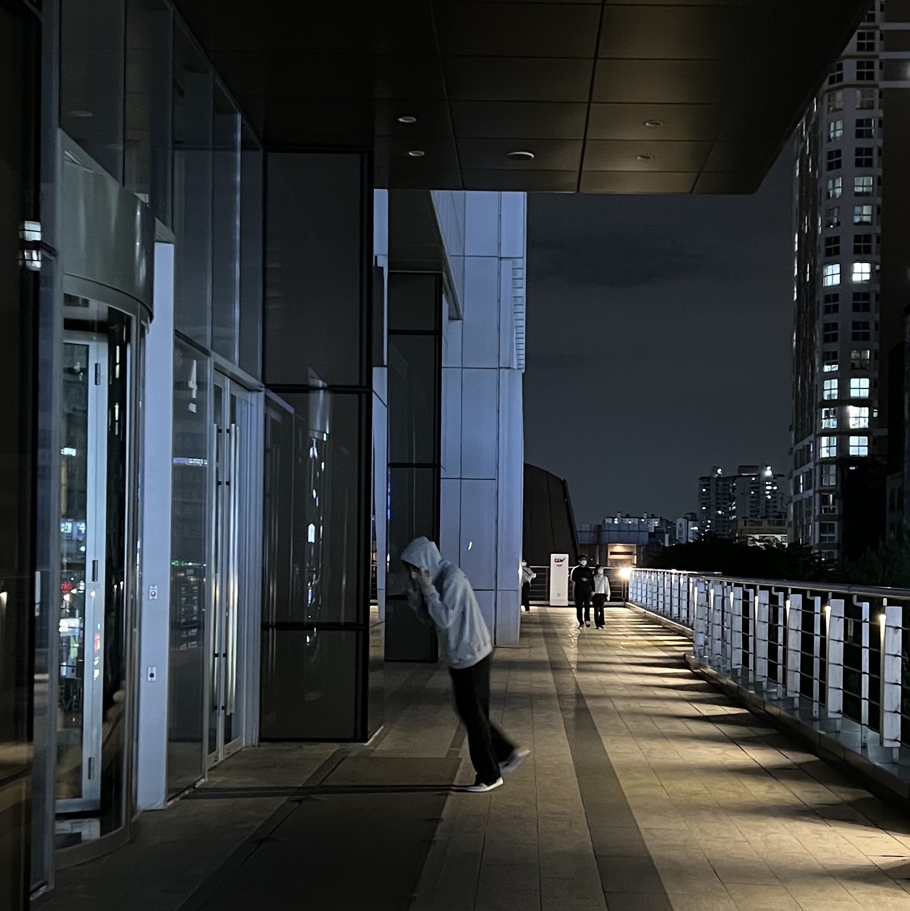 임동연 (@juilin) 님의 게시물 | KREAM