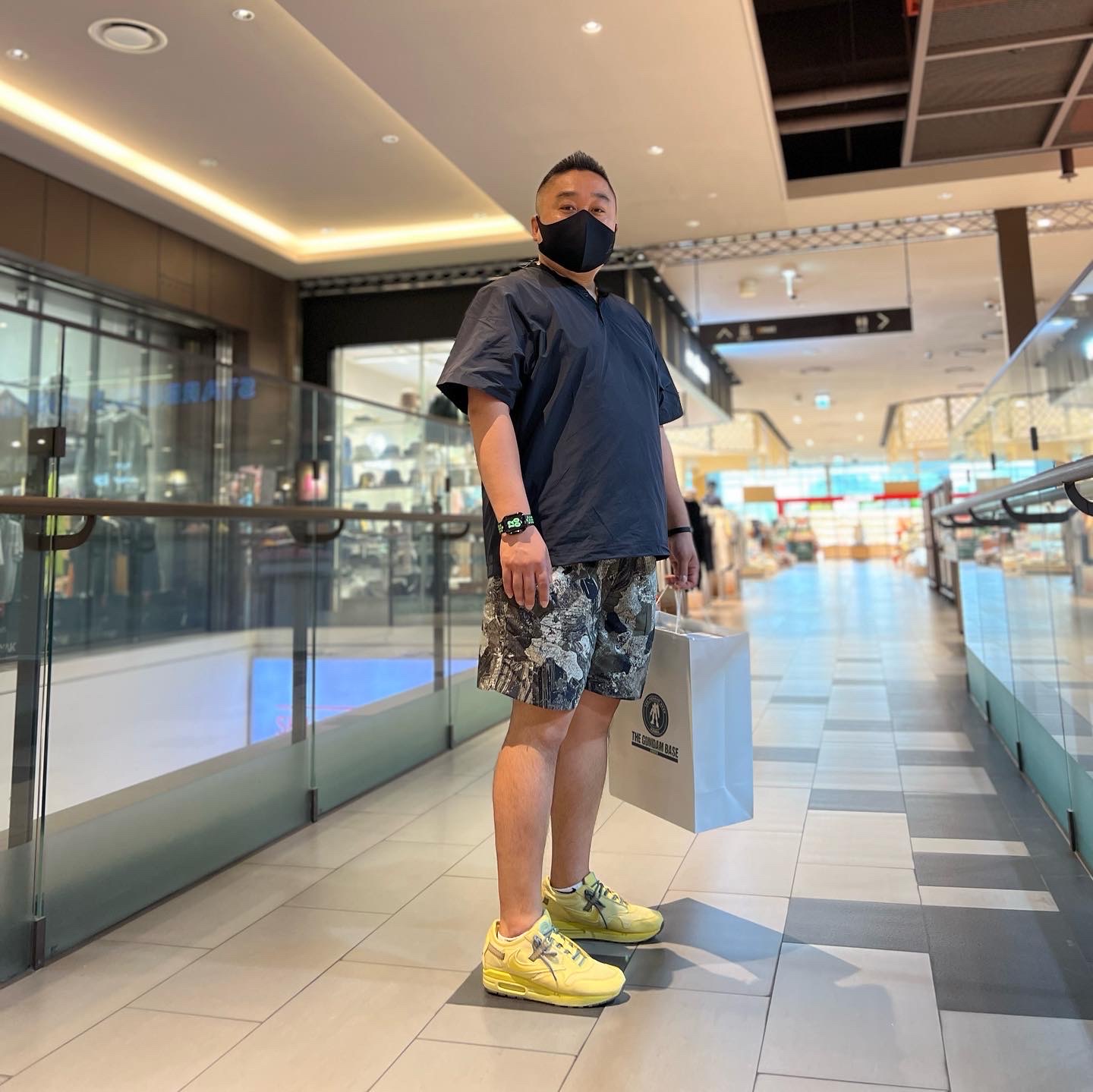 슈팅흠 (@air13) 님의 게시물 | KREAM