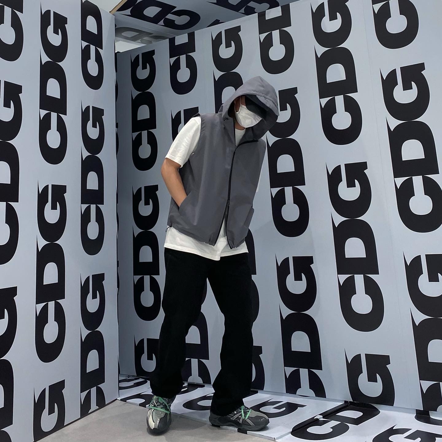 동동 (@im_dooong) 님의 게시물 | KREAM