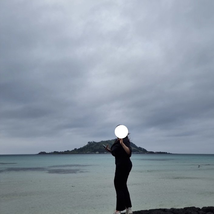 효정 (@jj_1j) 님의 게시물 | KREAM