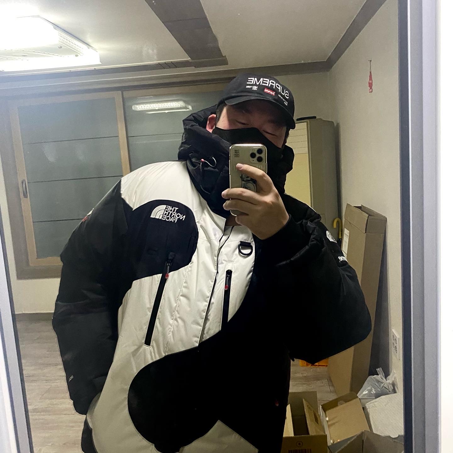 일당백 (@hi._.bye) 님의 게시물 | KREAM