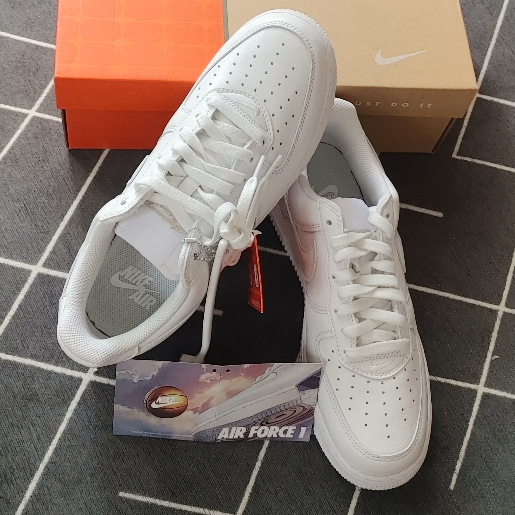 부기곰 (@boogigom) 님의 게시물 | KREAM