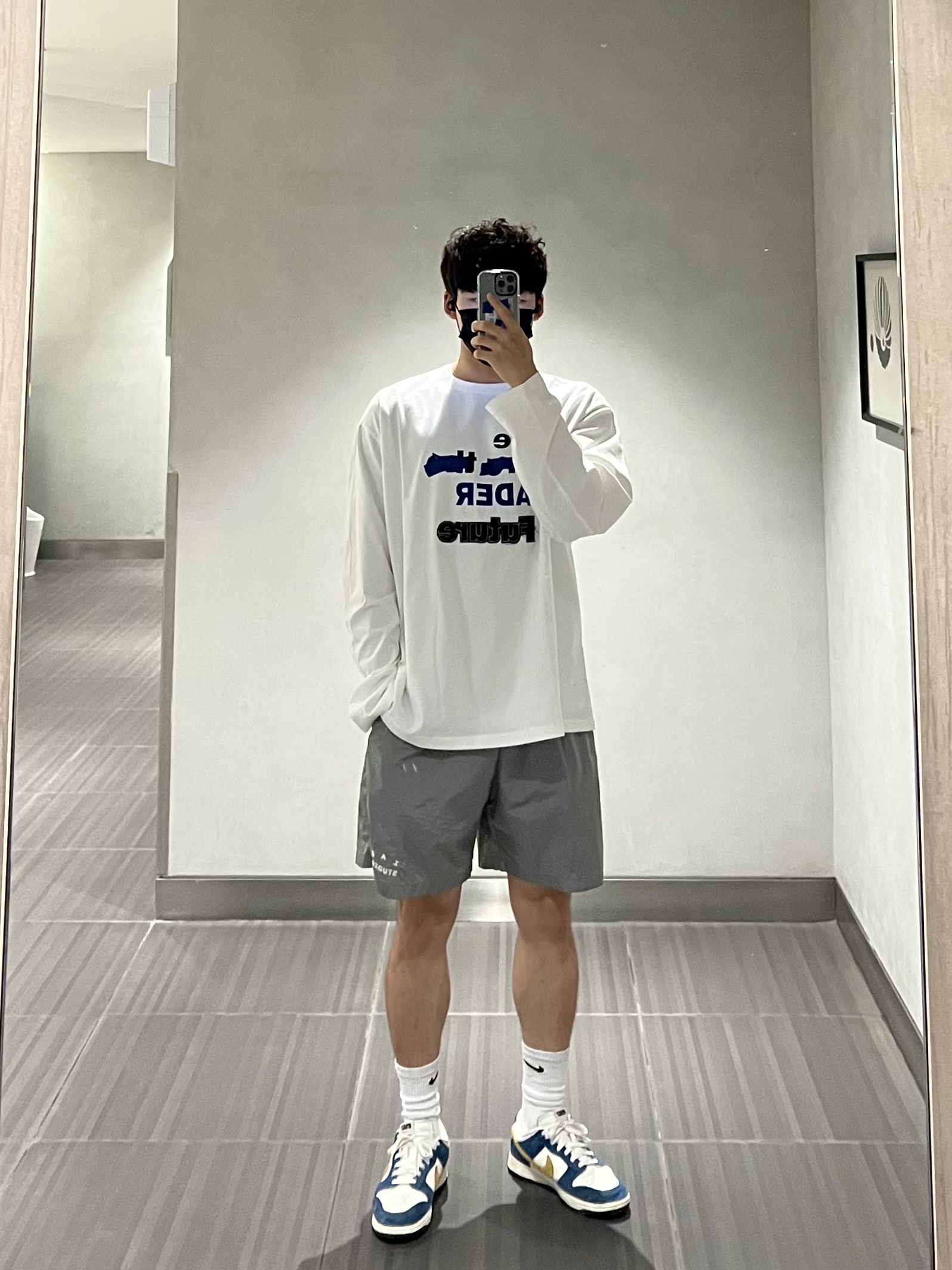 (@tech_s2) 님의 게시물 | KREAM