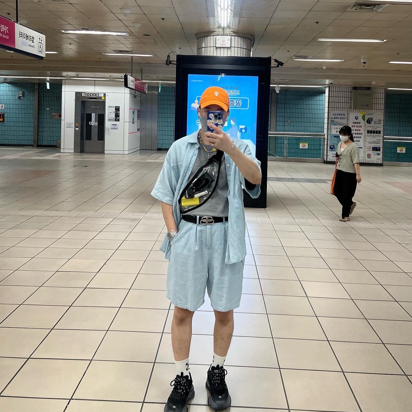 🧢👕👖 (@blue_boy) 님의 게시물 | KREAM