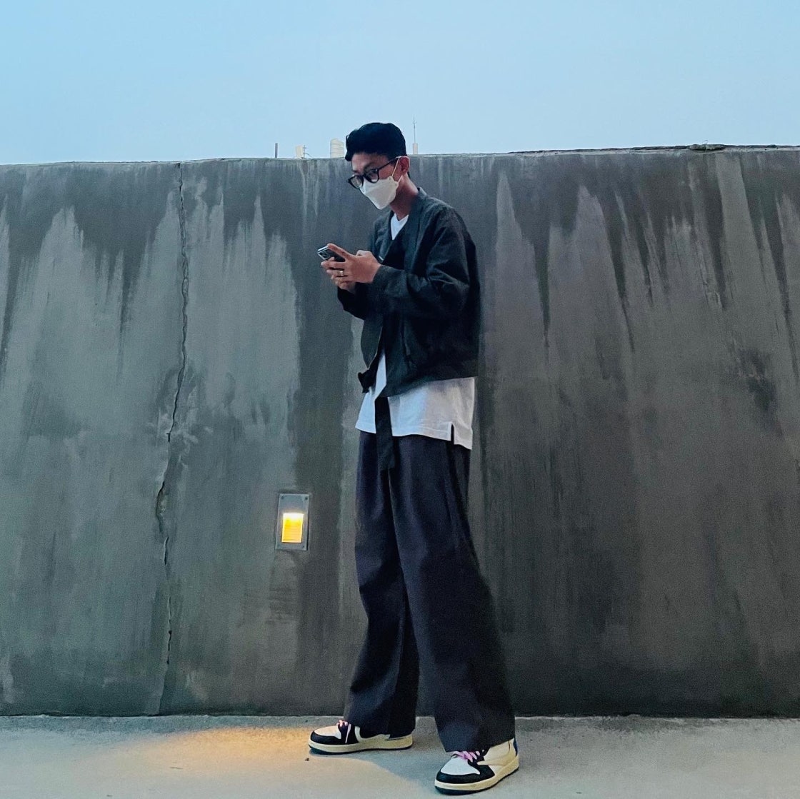 권지웅 (@kwon_ji.vv) 님의 게시물 | KREAM