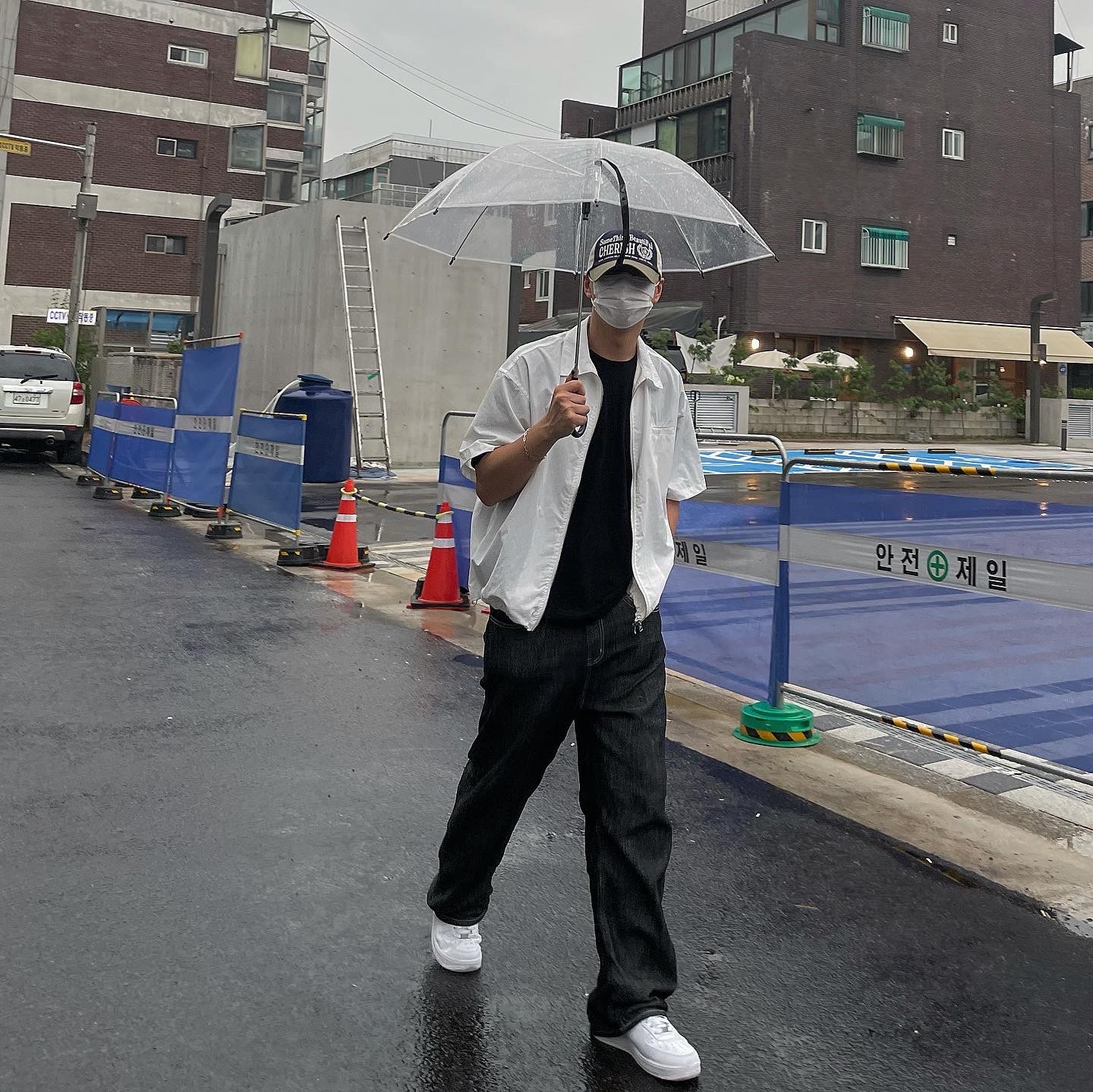 kghhh (@kreamkjh) 님의 게시물 | KREAM