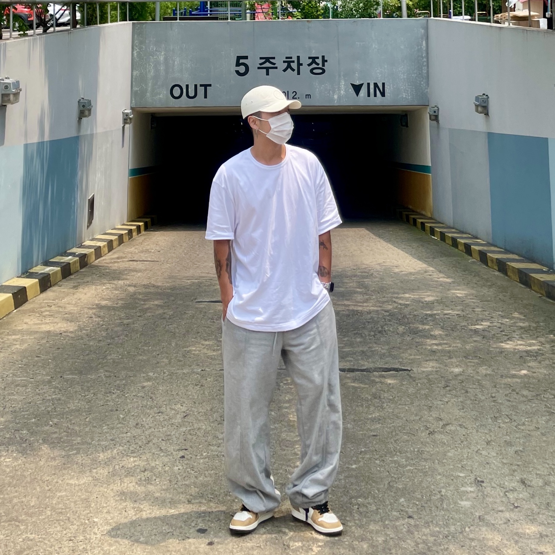 섭이 (@hee_seop) 님의 게시물 | KREAM