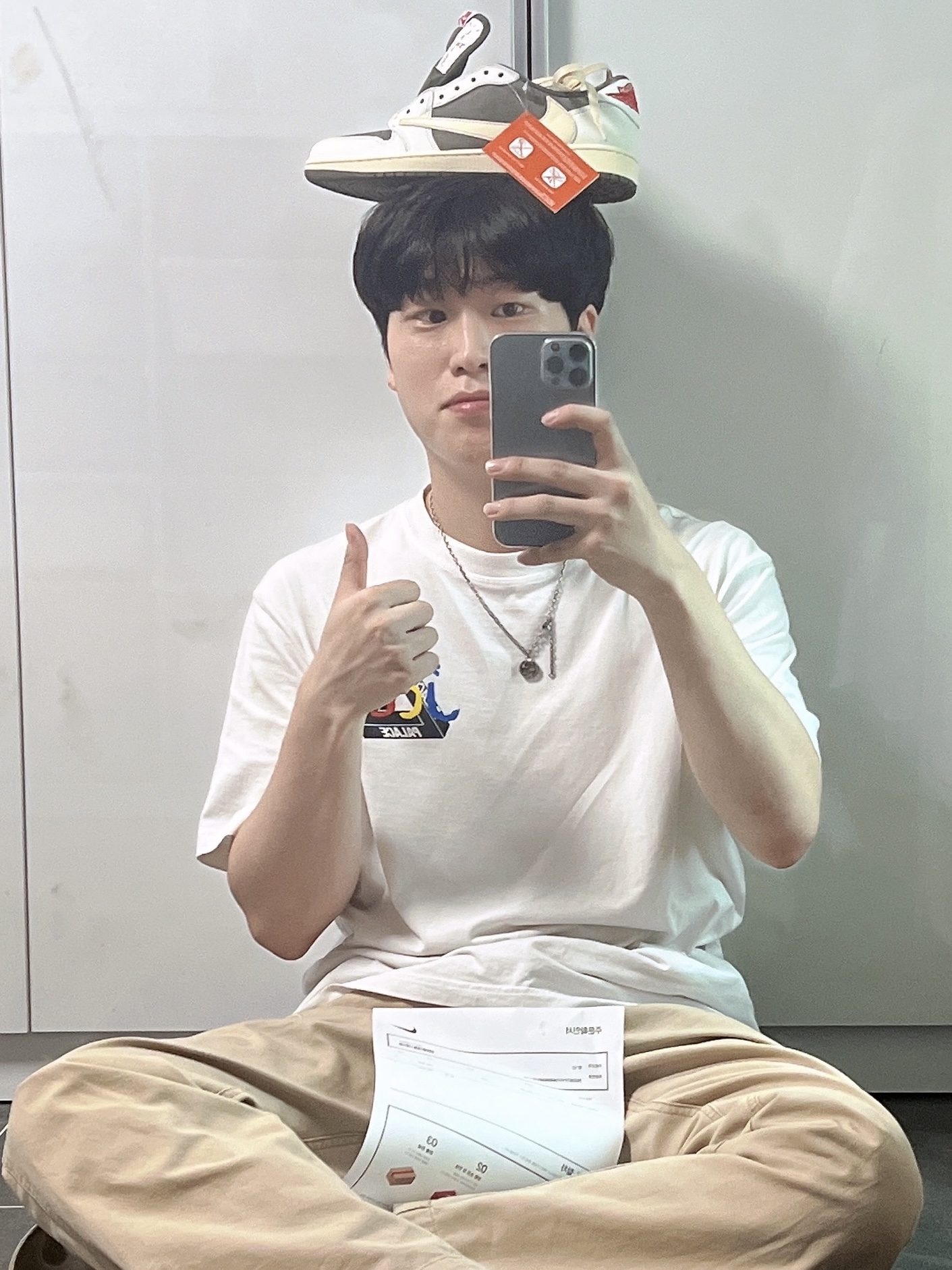 현응 (@hyeon_dur) 님의 게시물 | KREAM