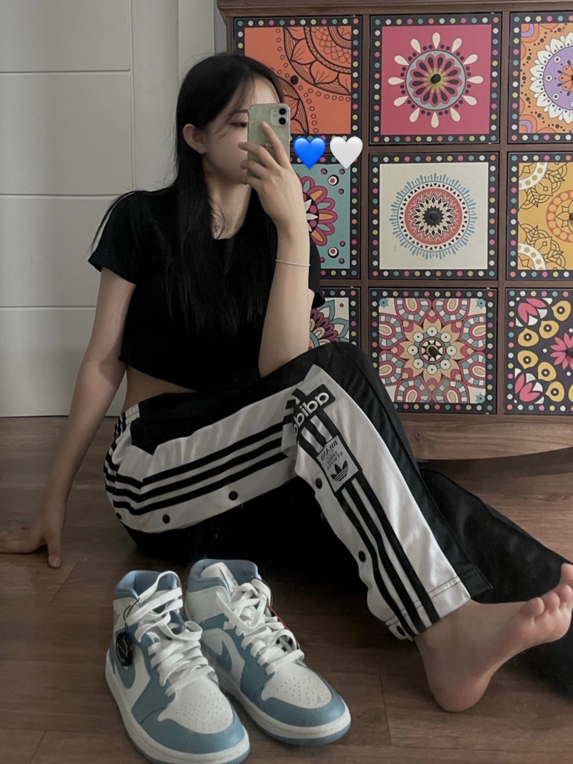 seojin (@jjin__e) 님의 게시물 | KREAM