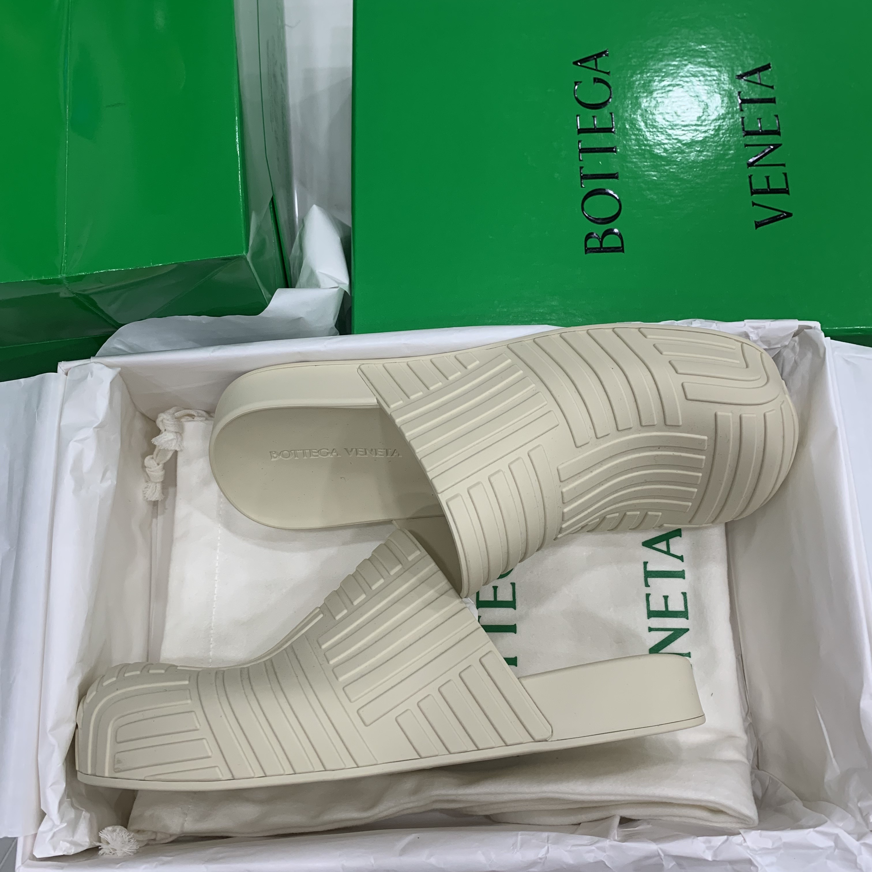 jh (@55321) 님의 게시물 | KREAM