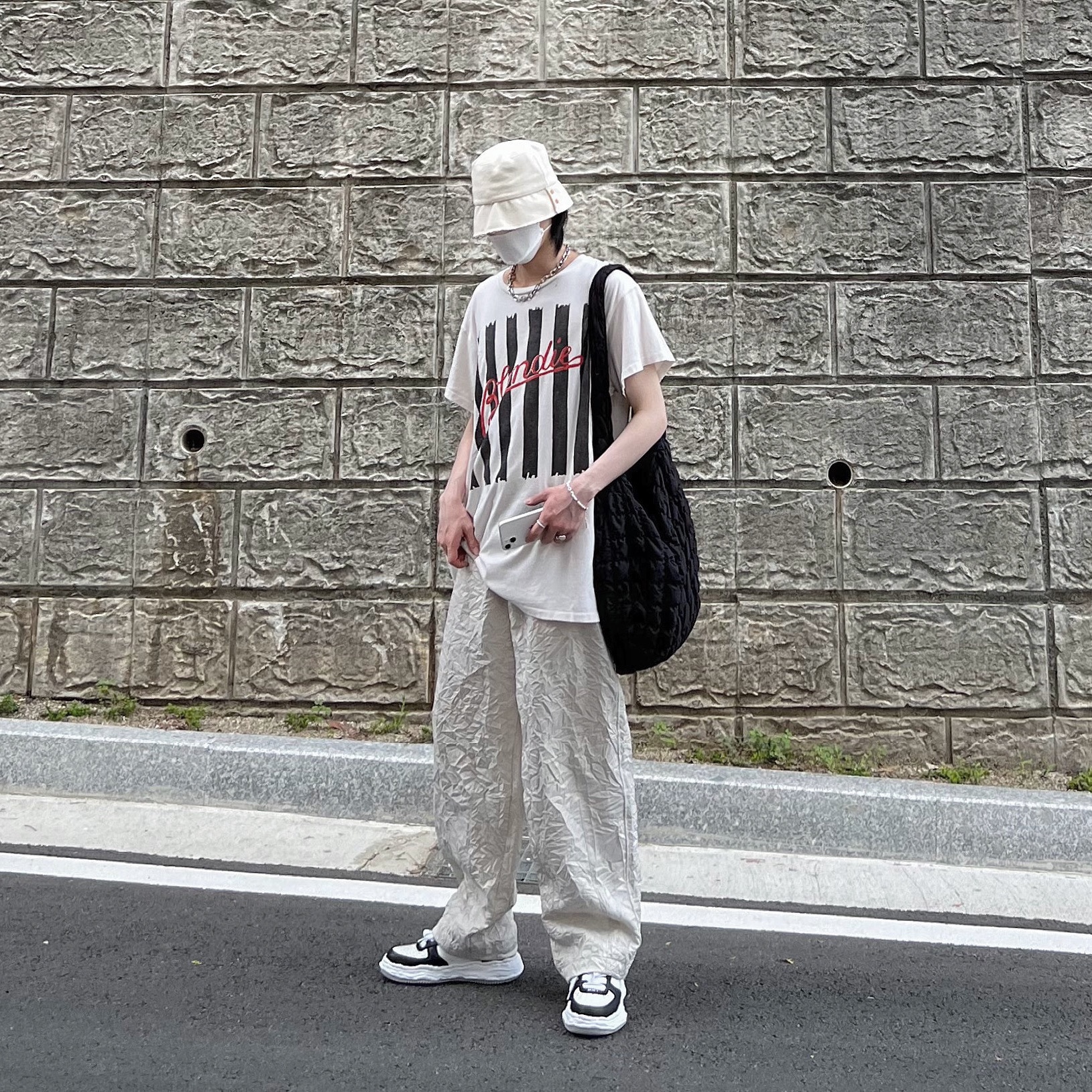 . (@eqhu3n) 님의 게시물 | KREAM