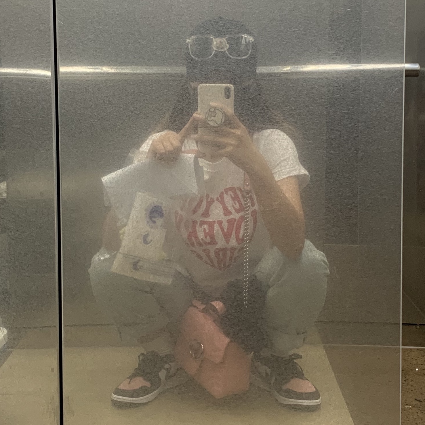 만족할때까지 : ) (@iam_hee) 님의 게시물 | KREAM