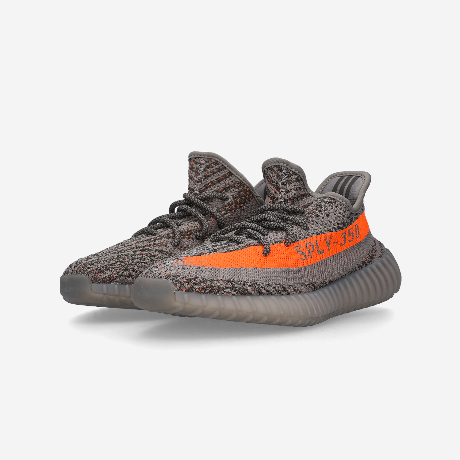 아디다스 이지 부스트 350 V2 벨루가 - 리플렉티브 | KREAM