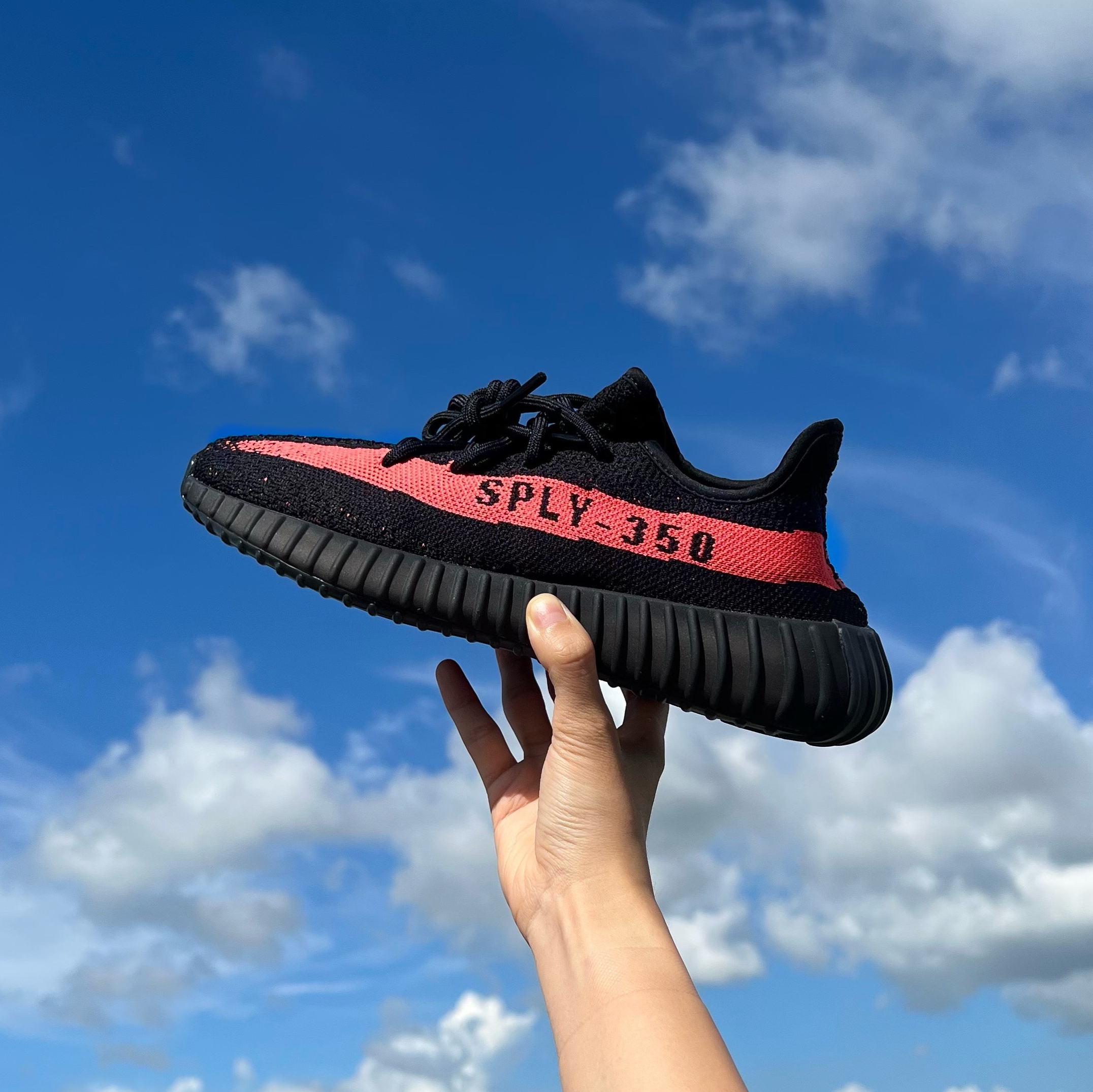 주팔 (@jupal) 님의 게시물 | KREAM