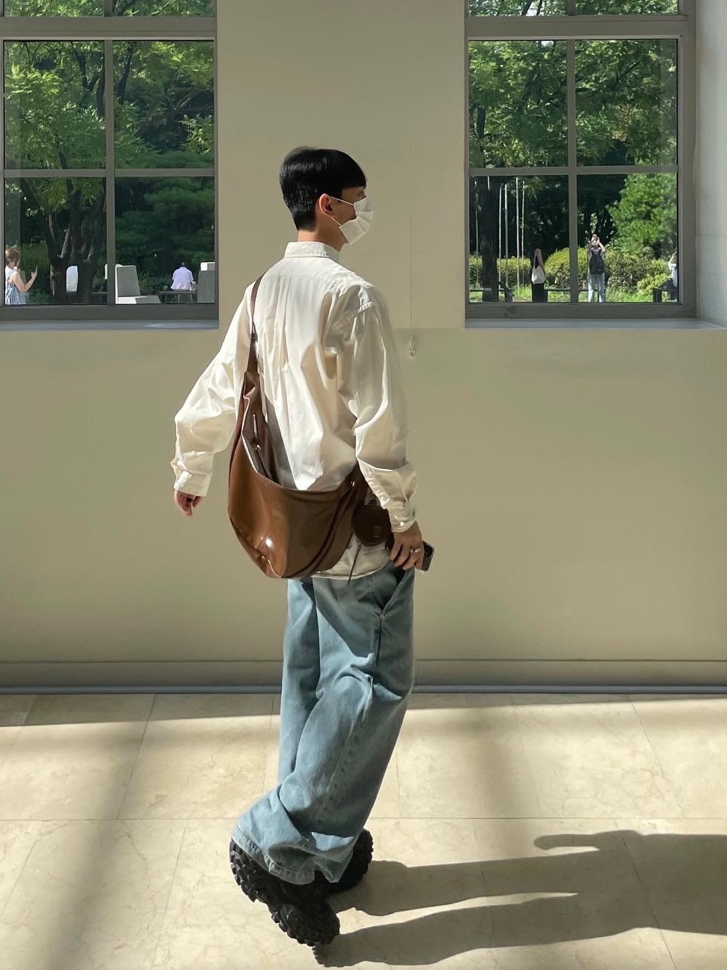 소코년 (@sonyunko) 님의 게시물 | KREAM