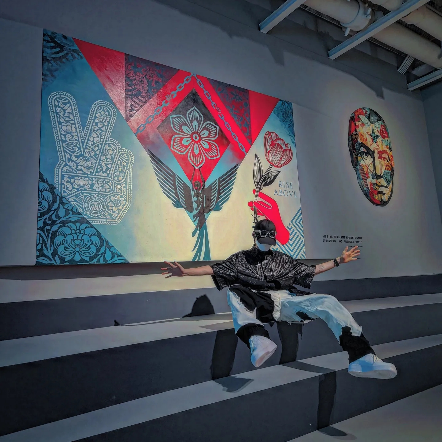 이정엽 (@vlackelmo) 님의 게시물 | KREAM