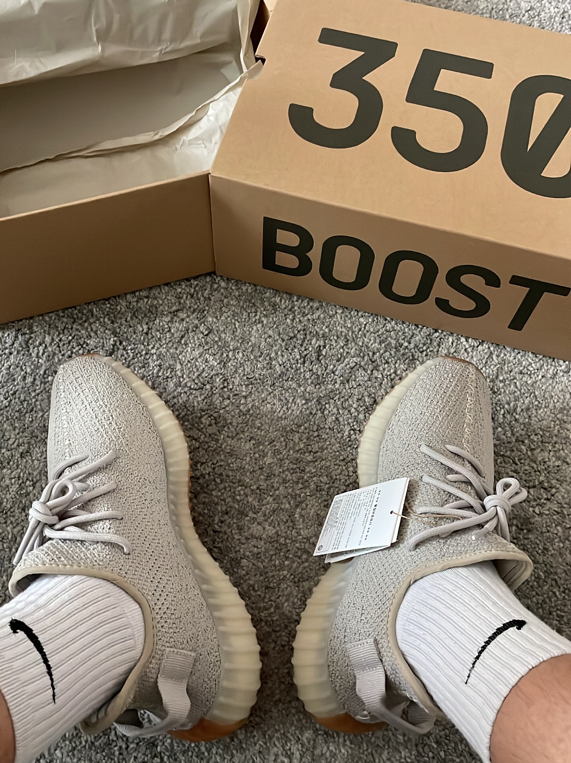 이지효 (@yemanameis_) 님의 게시물 | KREAM