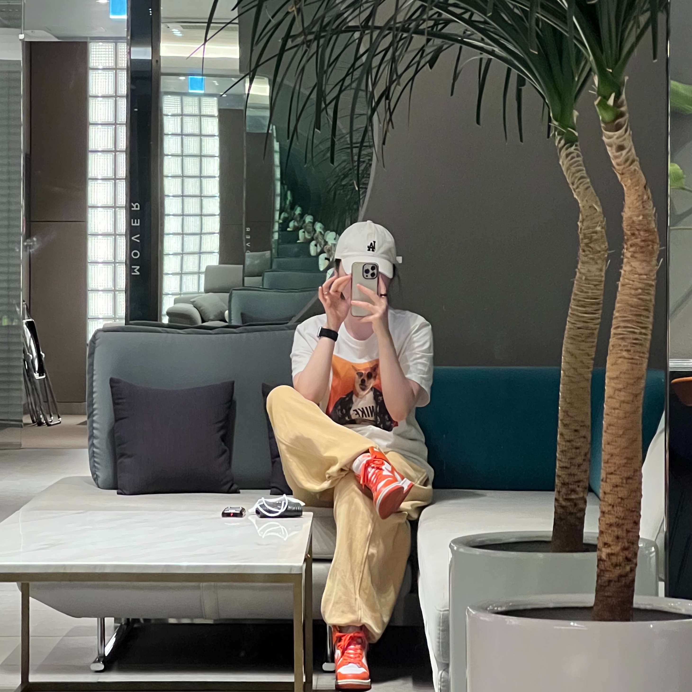 (@0.wave) 님의 게시물 | KREAM