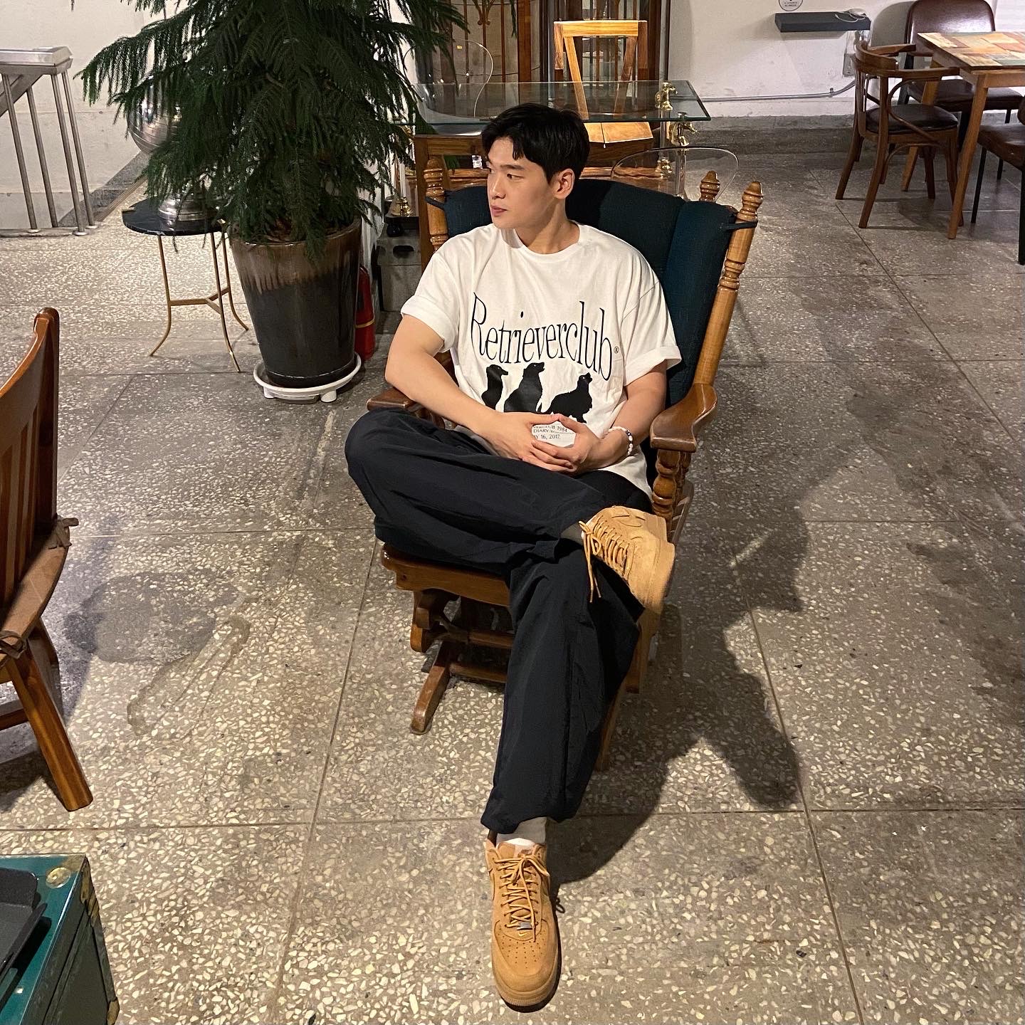 dkrakwpa (@yuuxnny) 님의 게시물 | KREAM