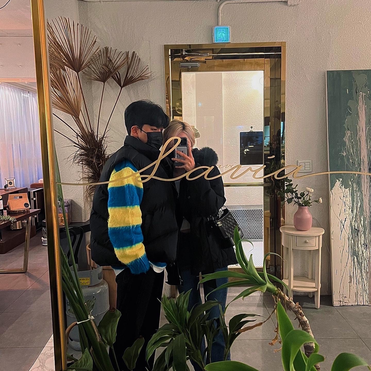 이예지 (@blink960320) 님의 게시물 | KREAM