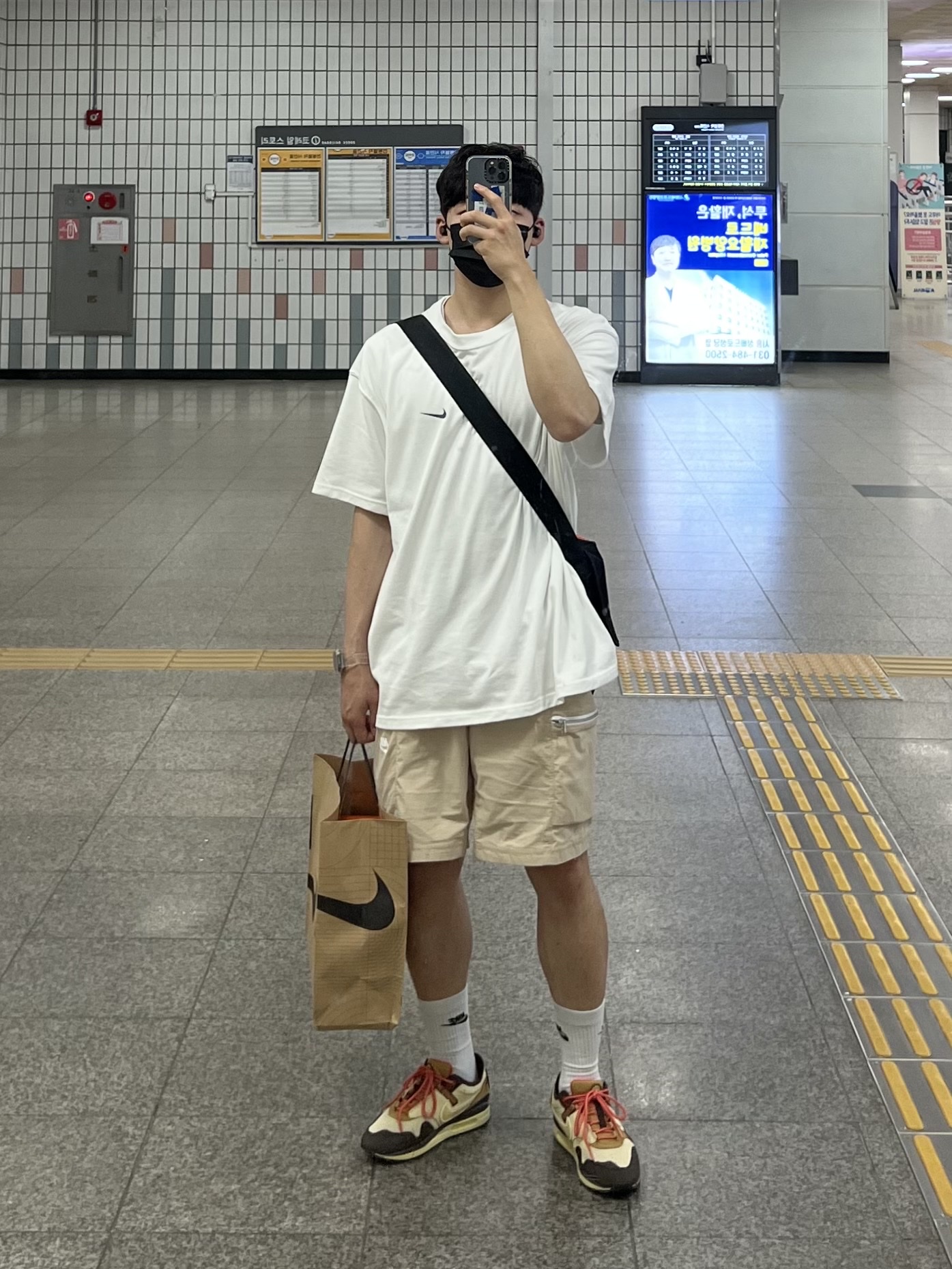 (@tech_s2) 님의 게시물 | KREAM