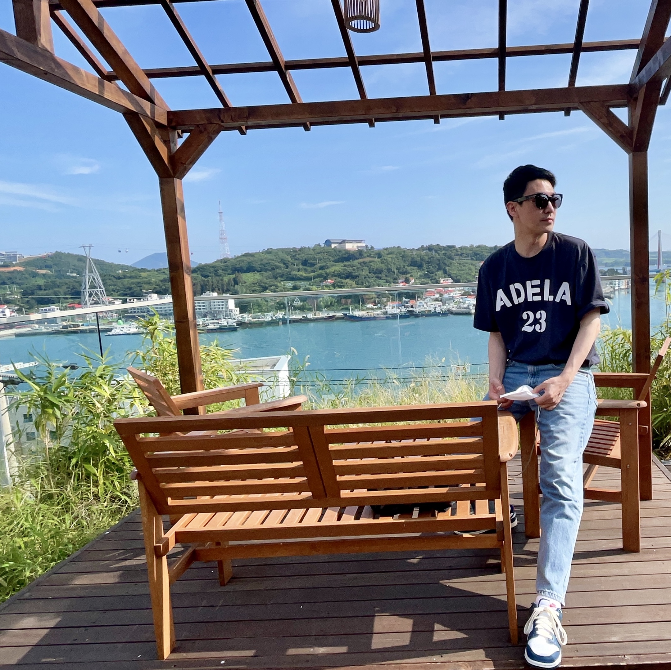 황동현 (@djhdh) 님의 게시물 | KREAM