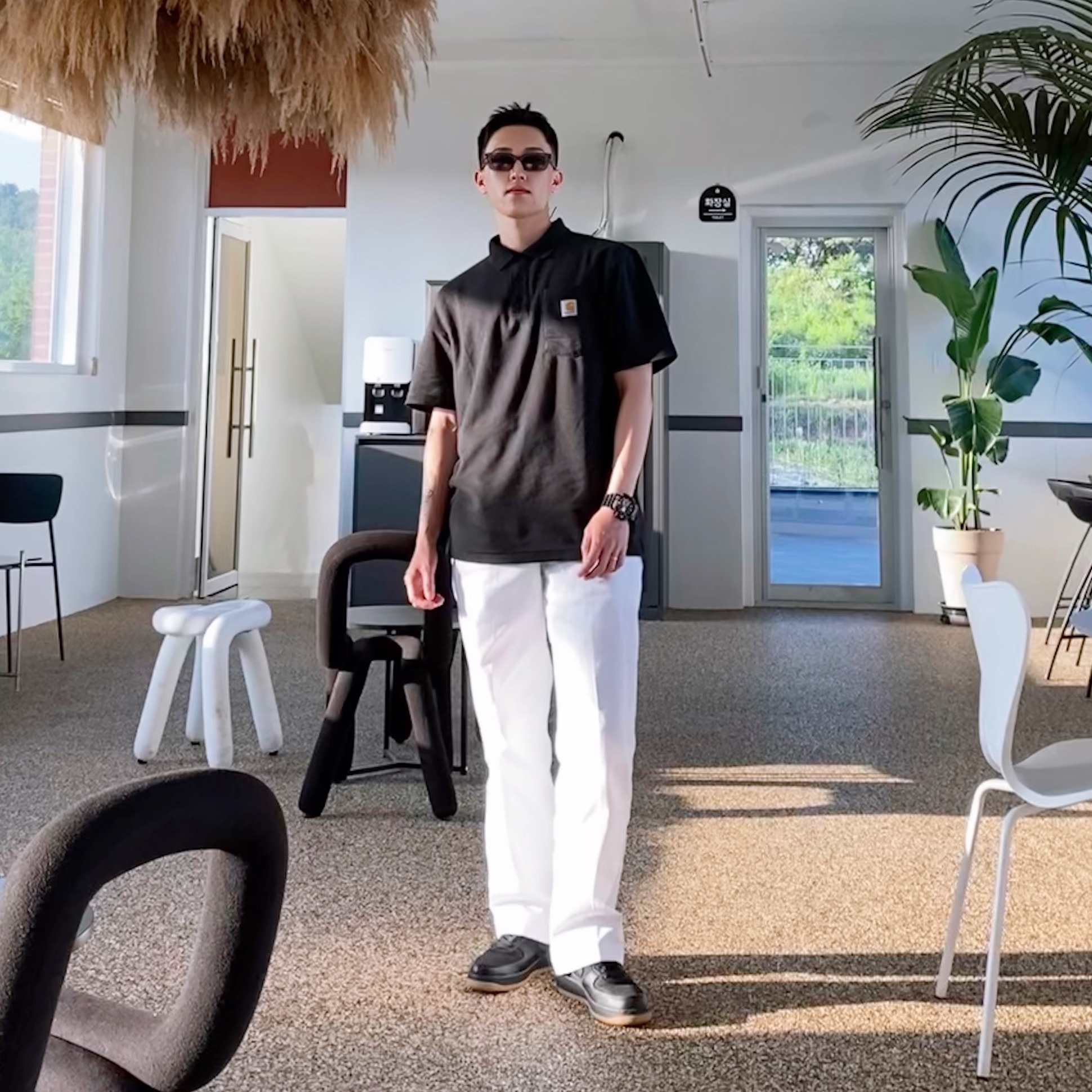 mnmjo (@woody.beom) 님의 게시물 | KREAM