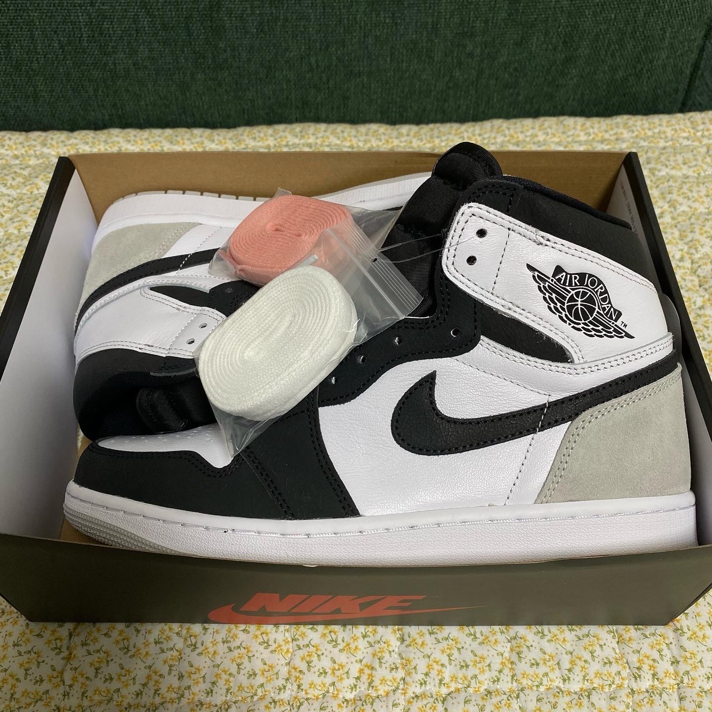 JY (@jychae) 님의 게시물 | KREAM