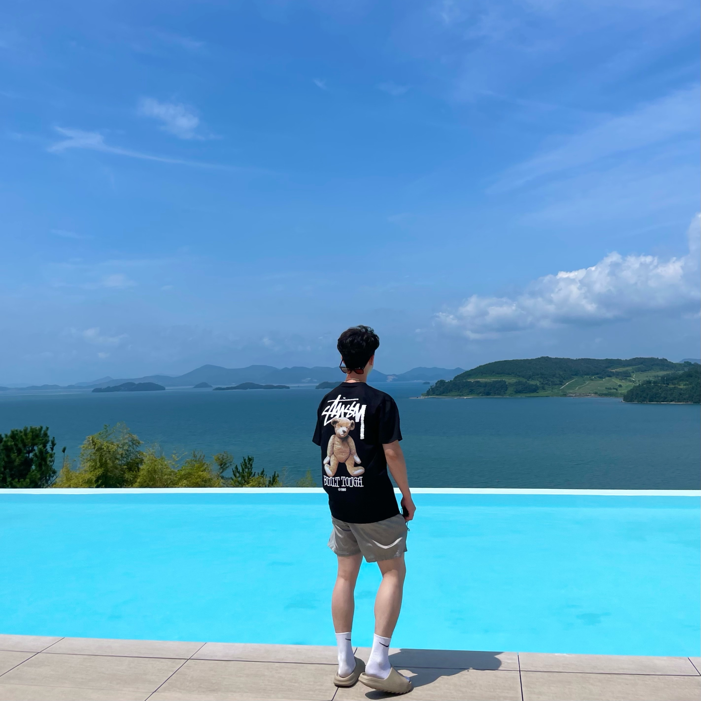 곰탱이 (@hun.__.2) 님의 게시물 | KREAM