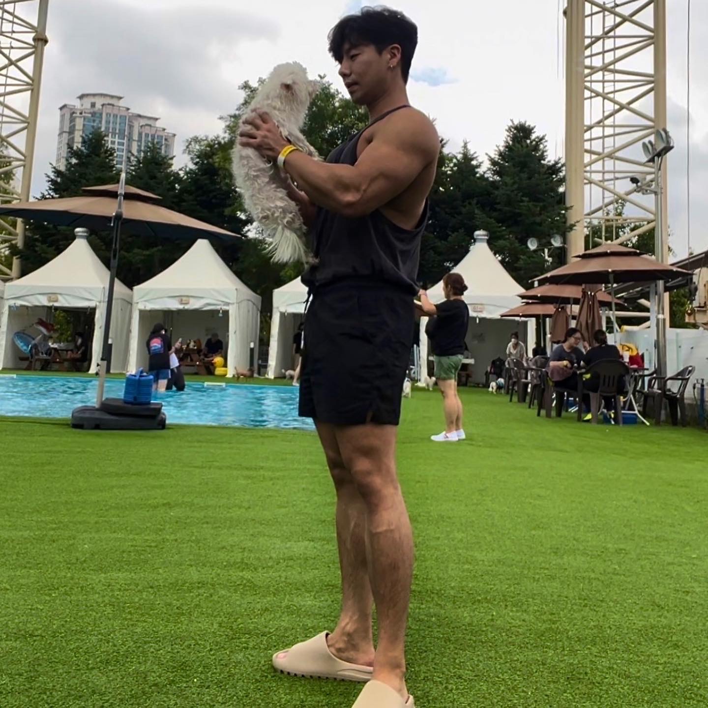 임주혁 (@fit_105size) 님의 게시물 | KREAM