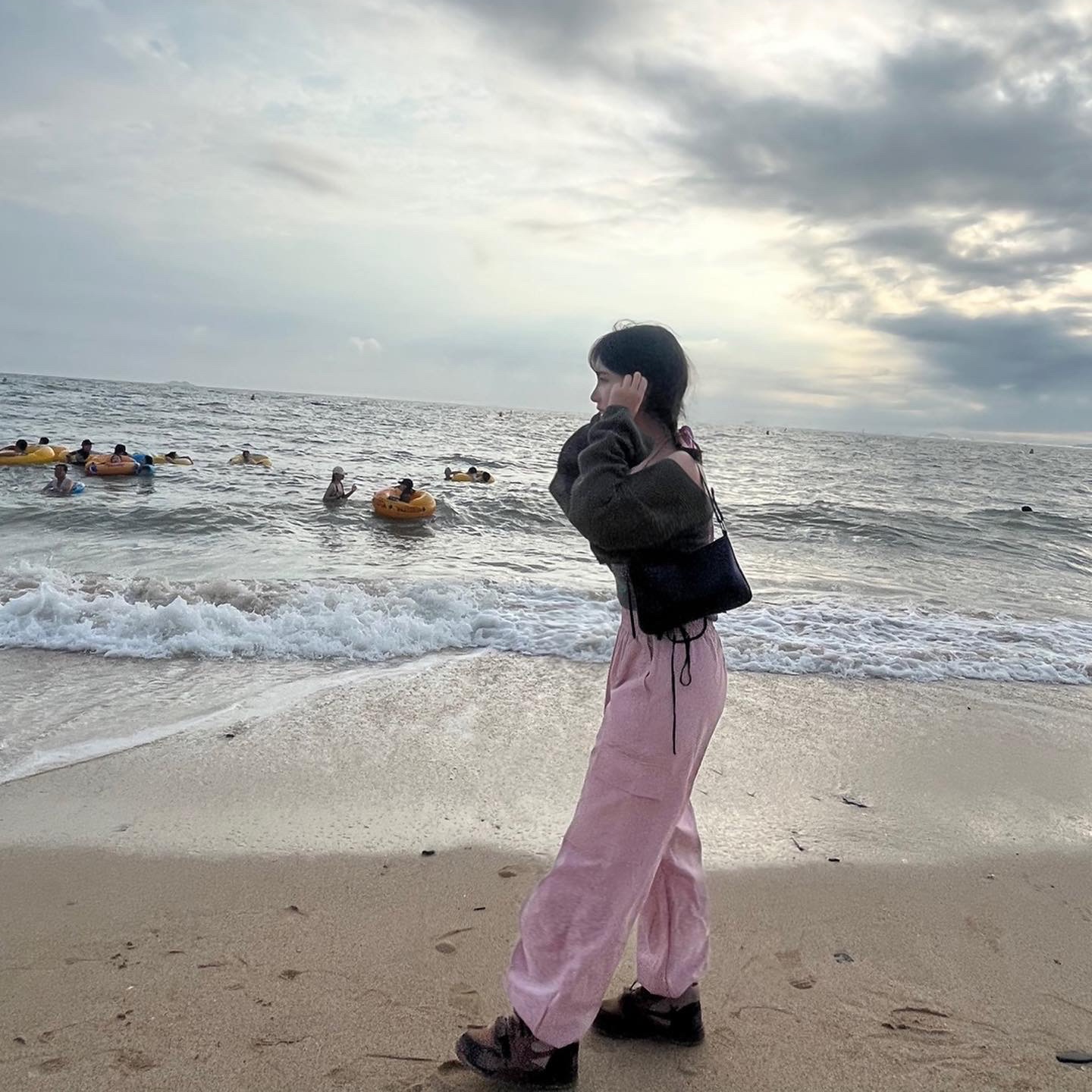 rs (@jichu) 님의 게시물 | KREAM