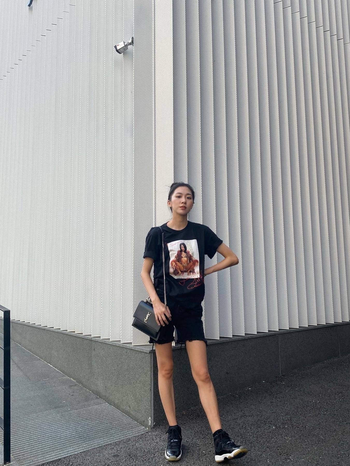 박수빈 (@shoebeanie) 님의 게시물 | KREAM