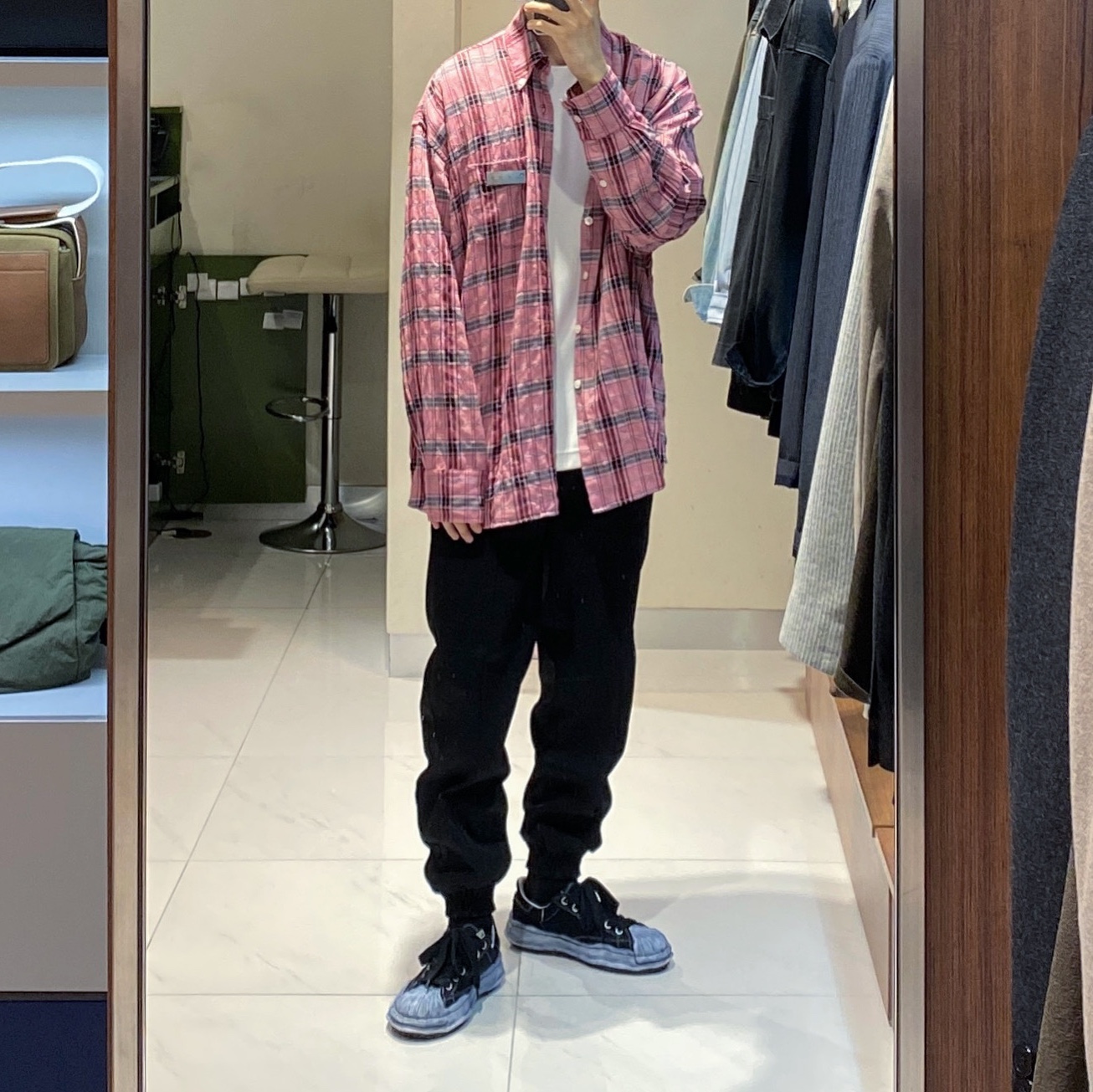 (@iidllee) 님의 게시물 | KREAM