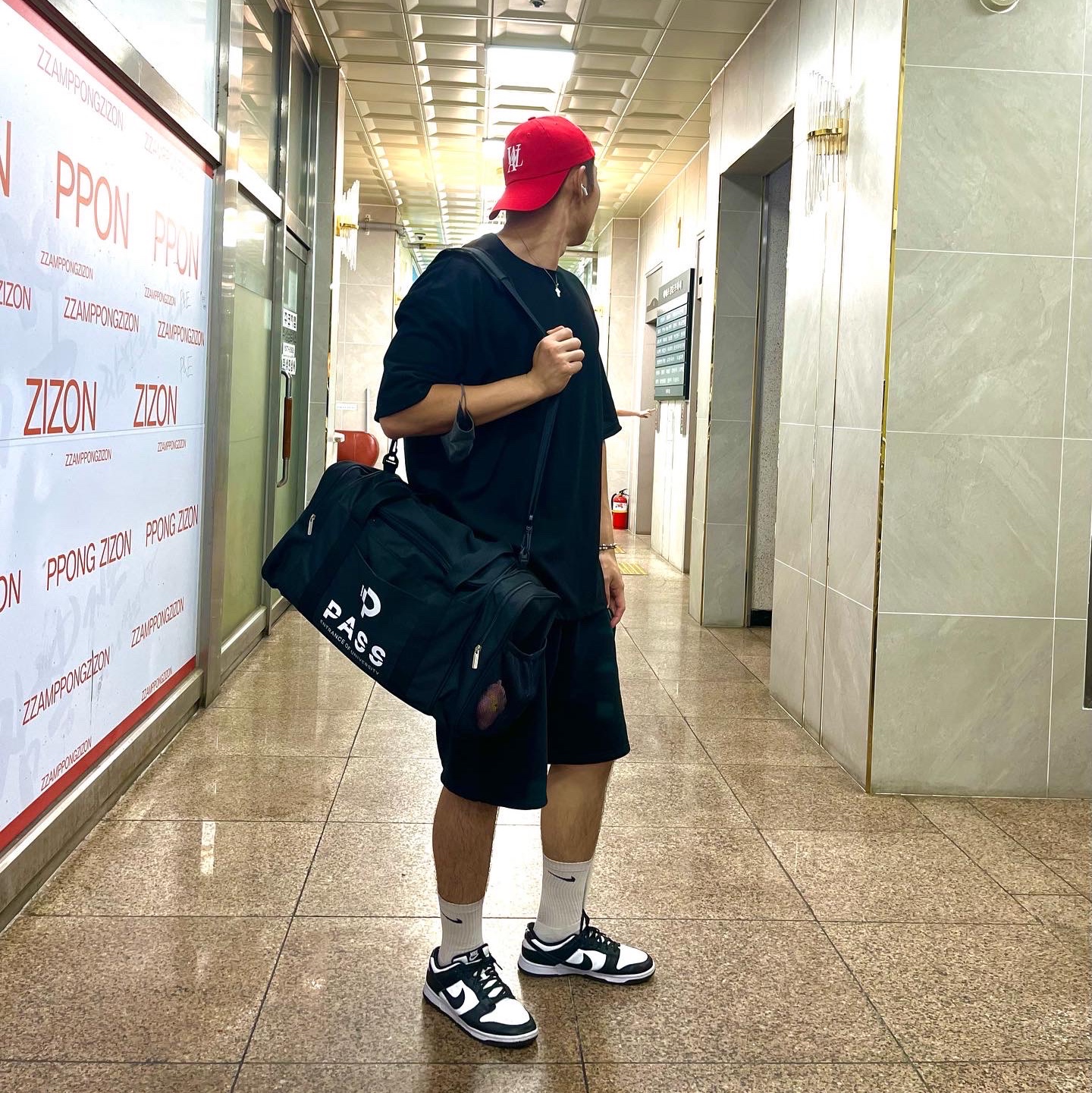 mingu990626 (@blue_ming9) 님의 게시물 | KREAM