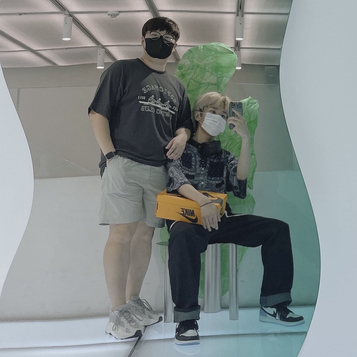 정대호 (@gillust) 님의 게시물 | KREAM