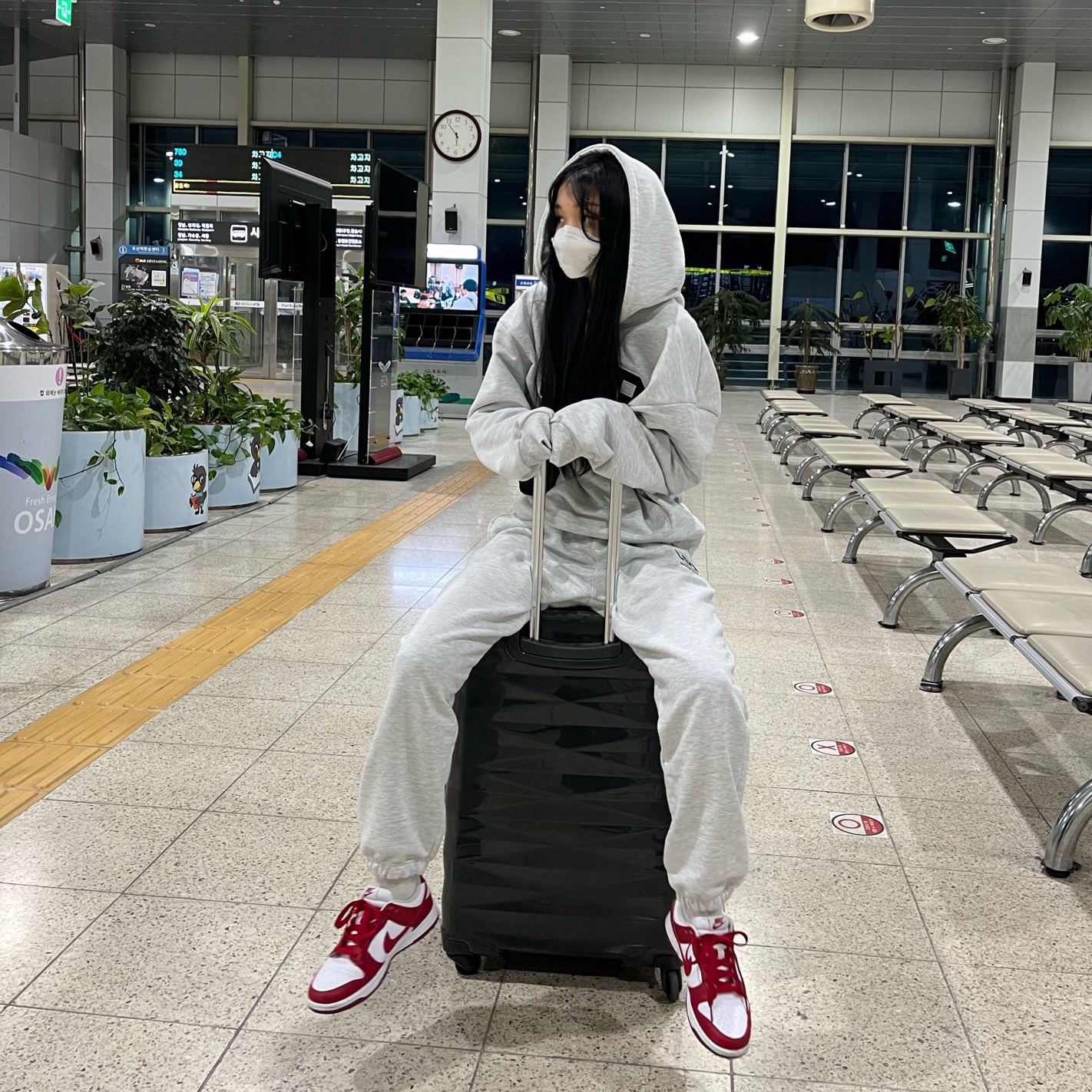 난 즈흐다..해🍥 (@j.hingg) 님의 게시물 | KREAM