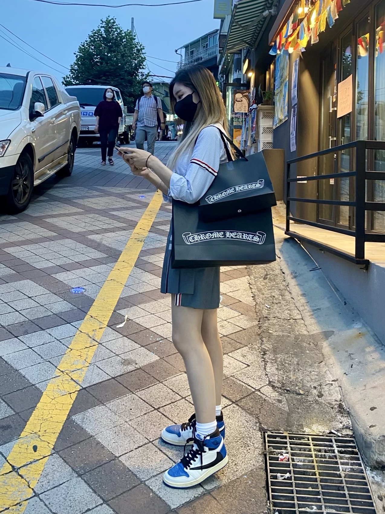 황희영 (@hee_02) 님의 게시물 | KREAM