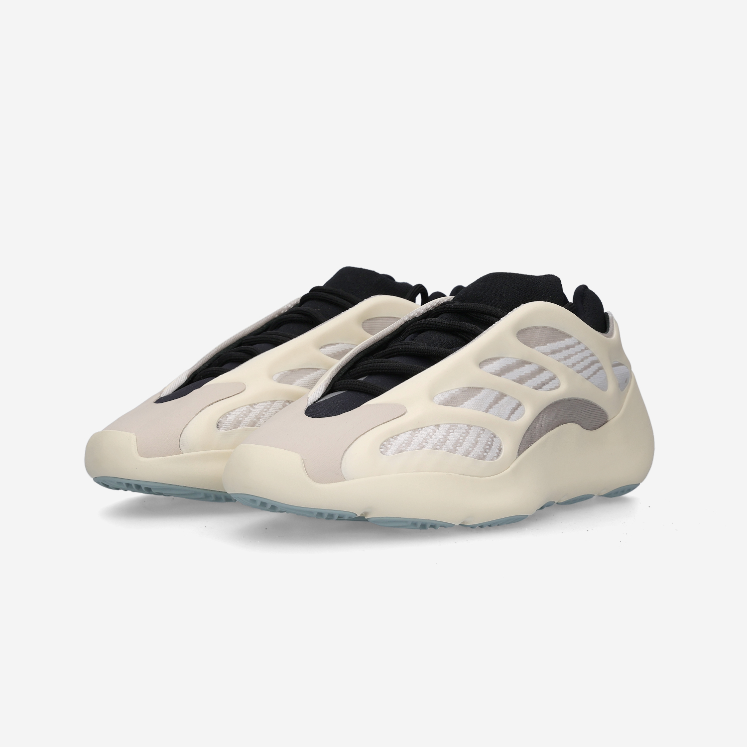 아디다스 이지 700 V3 아자엘 2022 | KREAM