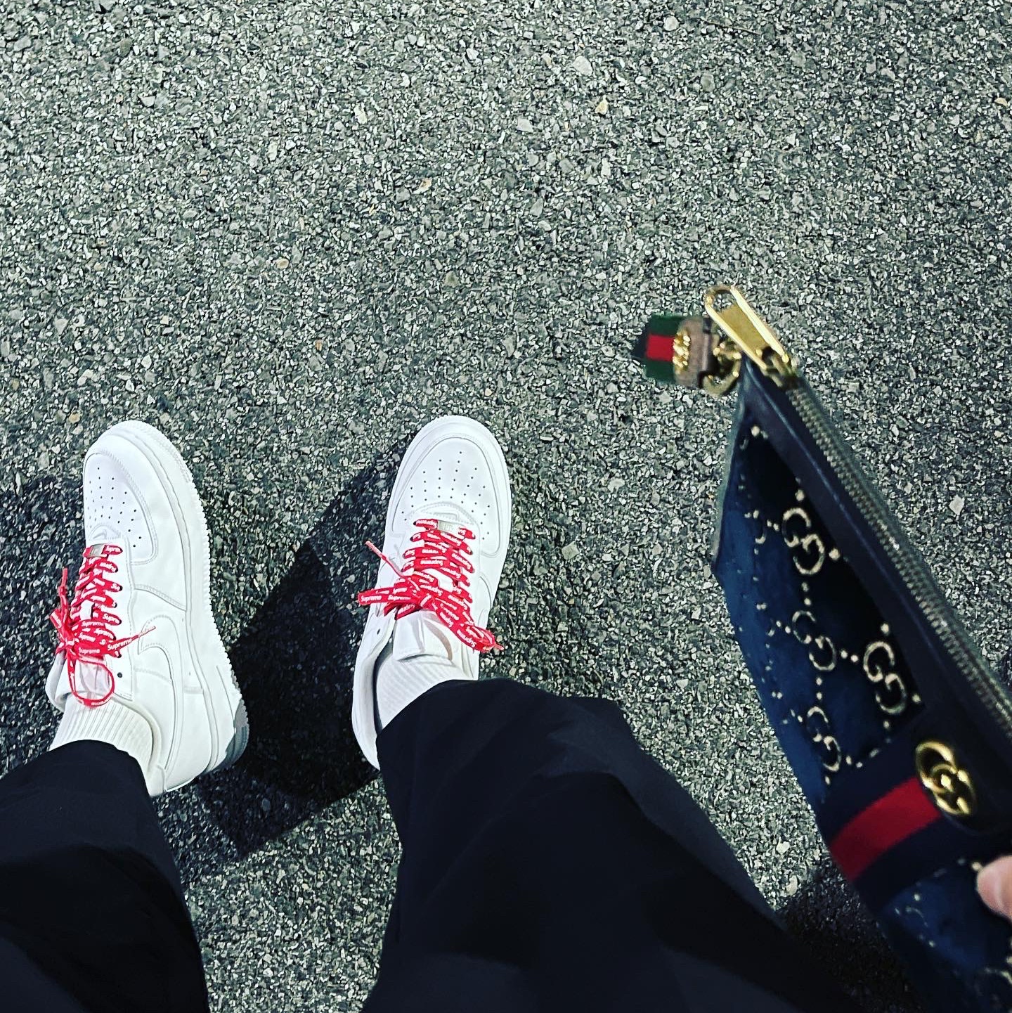 그니 (@g_lee) 님의 게시물 | KREAM